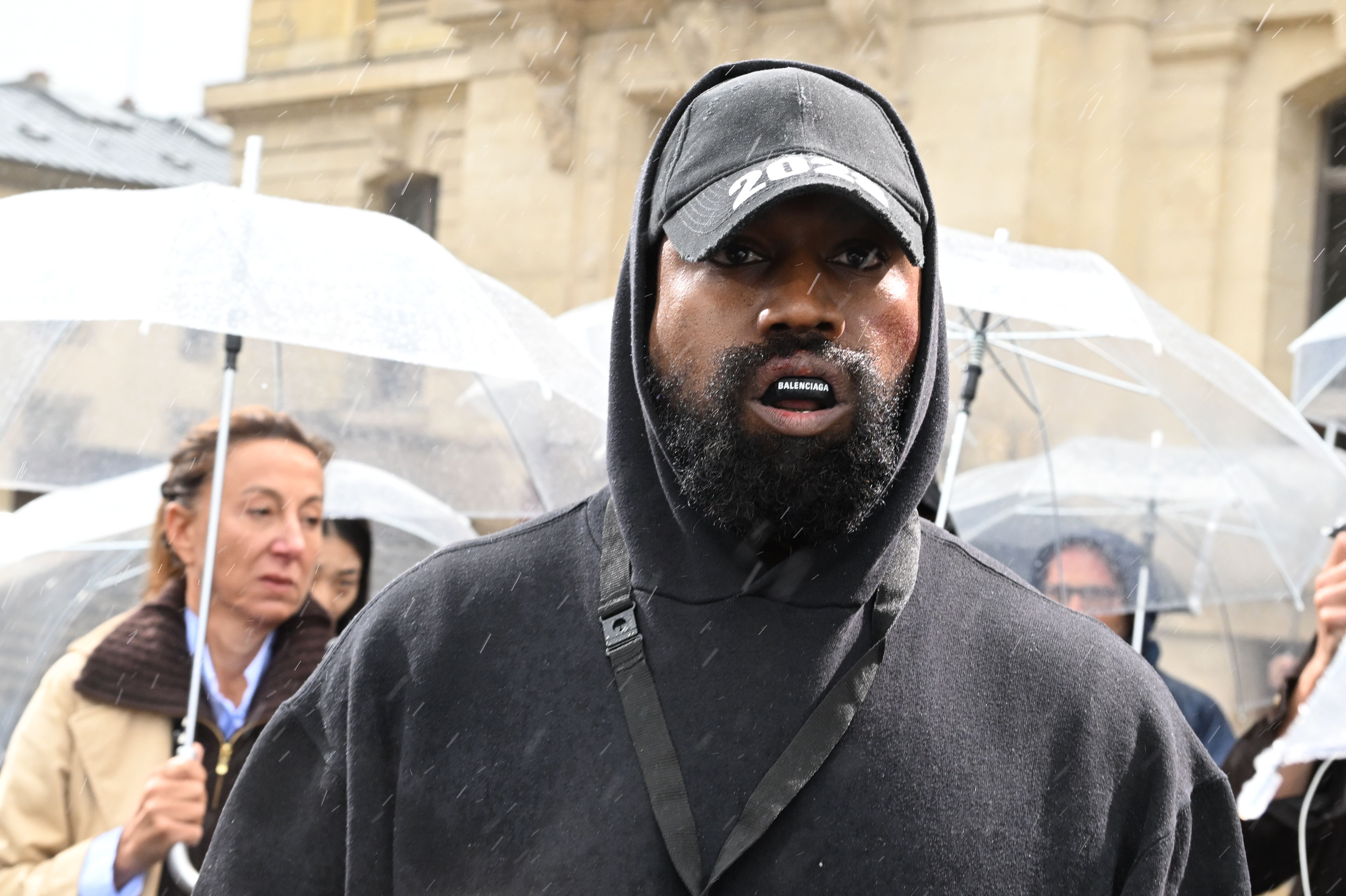 Kanye West Looks Disheveled In New Photo