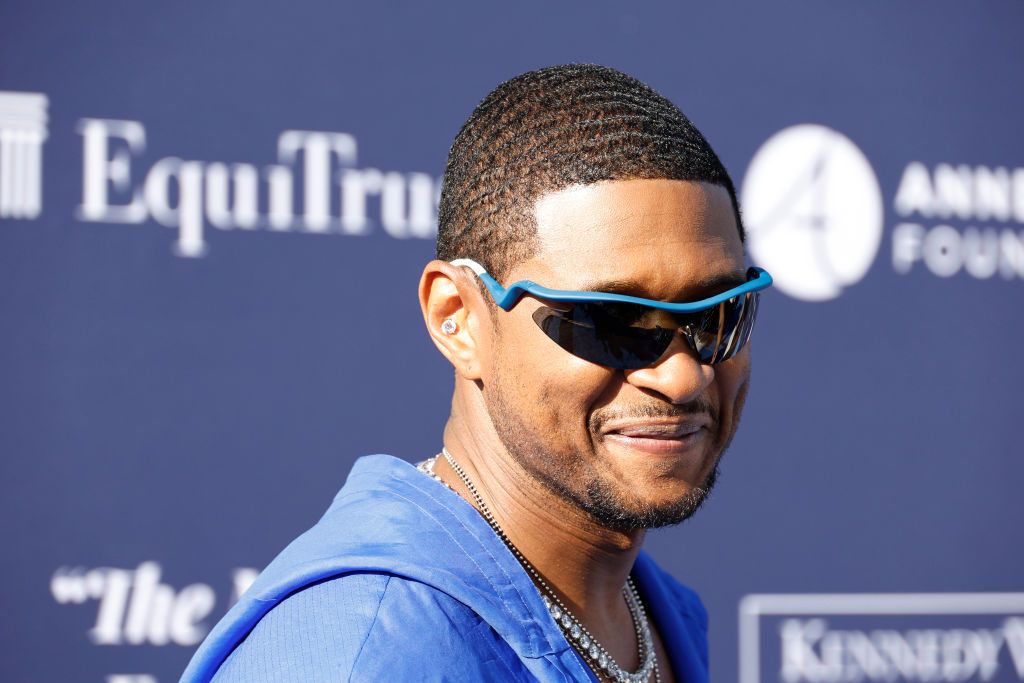 Usher Crowd-Surfing During Las Vegas Concert