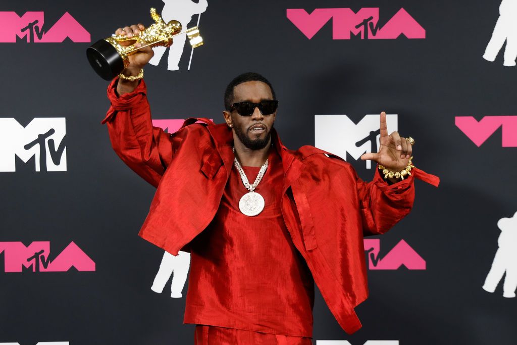 Diddy Hits The VMAs Stage With Iconic Performance As He Receives Global ...