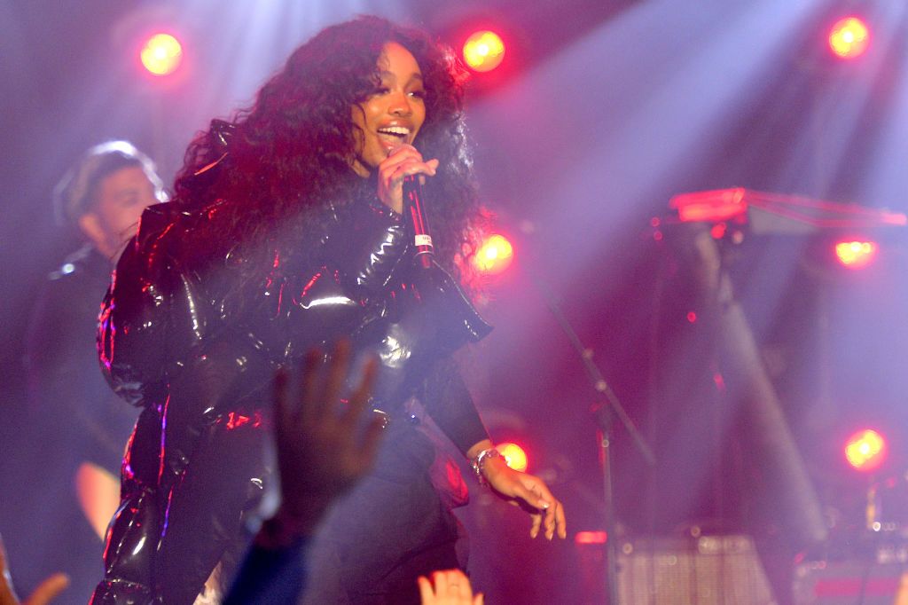 SZA Continues To Stand Atop Billboard's R&B Songwriters Chart, Reaches ...