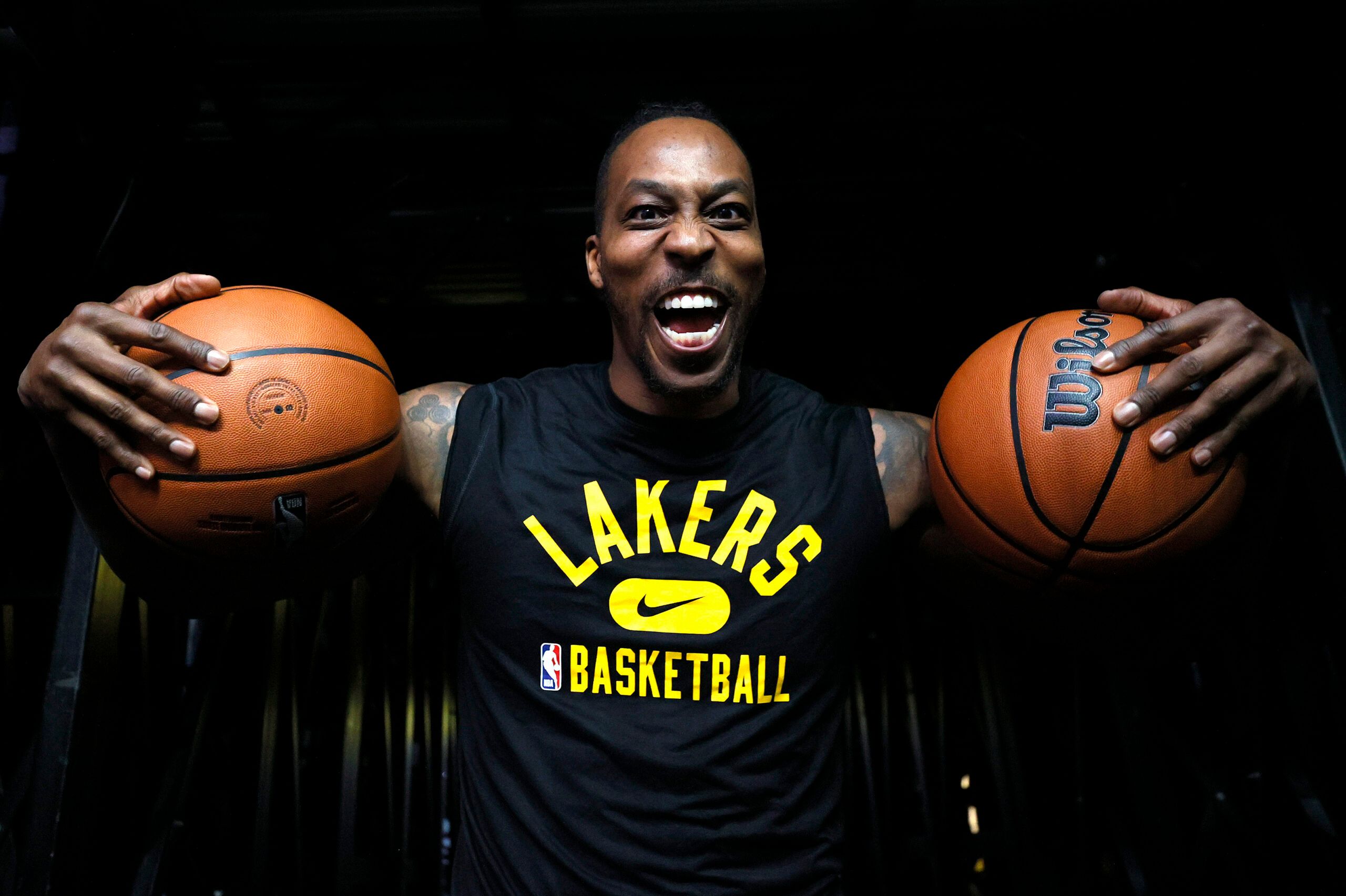 Dwight Howard Signs New Basketball Contract: Details