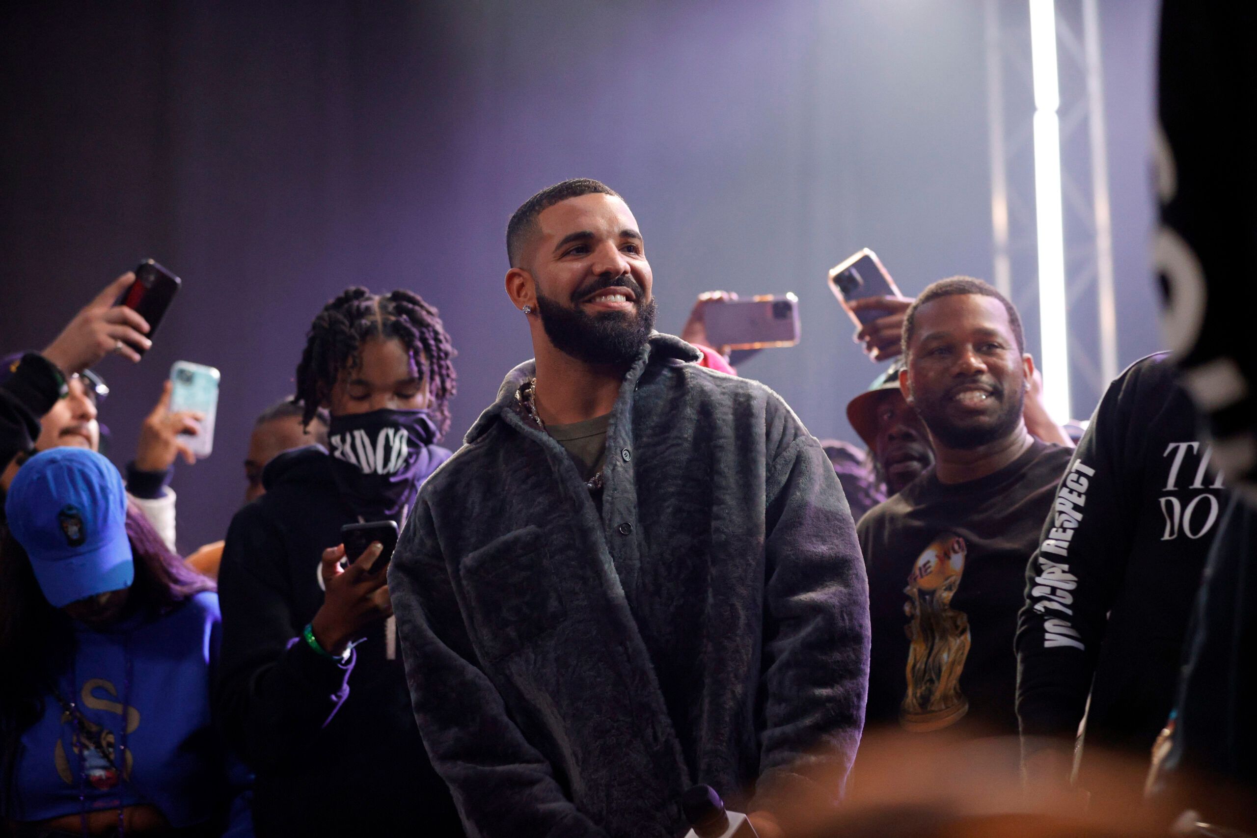 Drake Takes A Victory Lap After Winning Super Bowl Bet, Fans Call Him ...