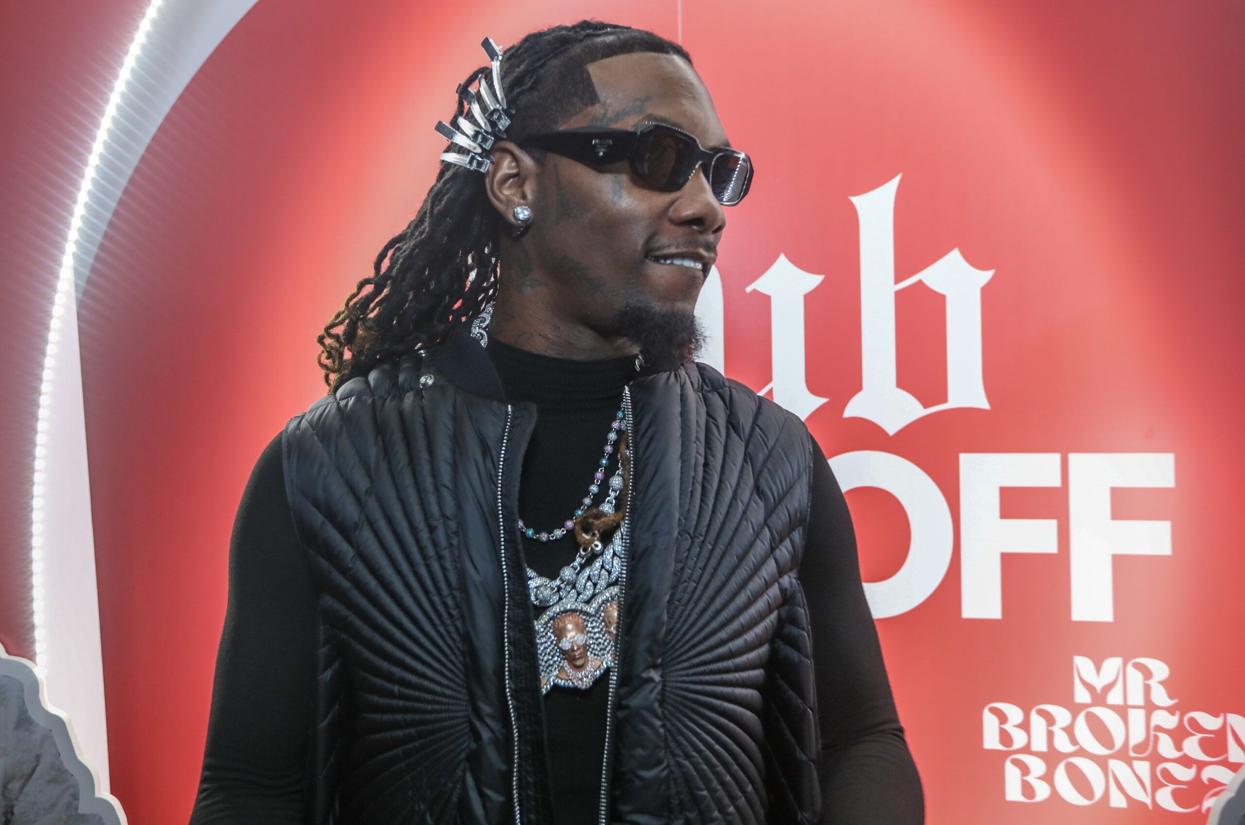 Offset, Gillie & Wallo Take Philly Kids On Shopping Spree Before "SET ...