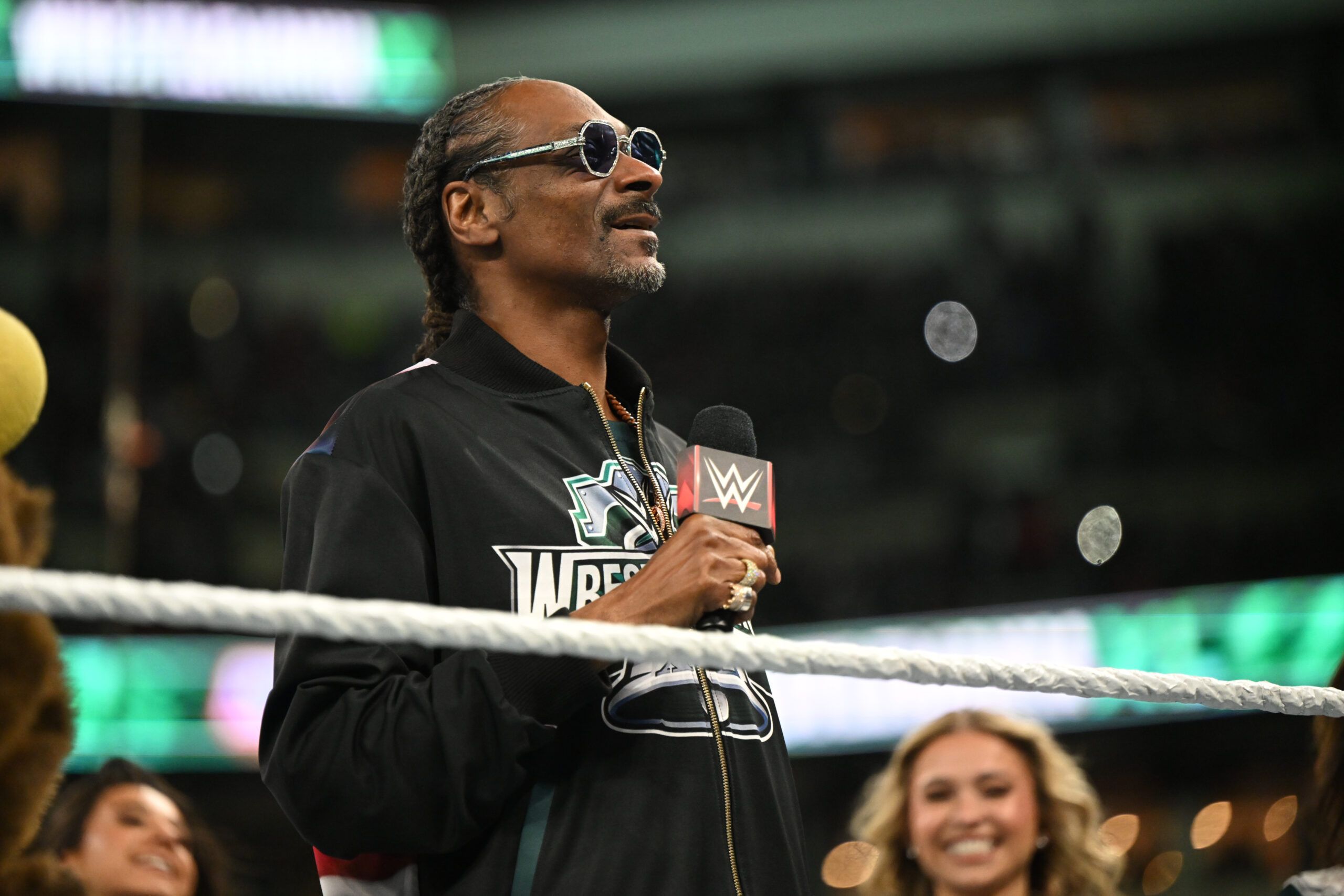 Snoop Dogg Seems To React To Drake Using His AI Voice On Kendrick Lamar ...