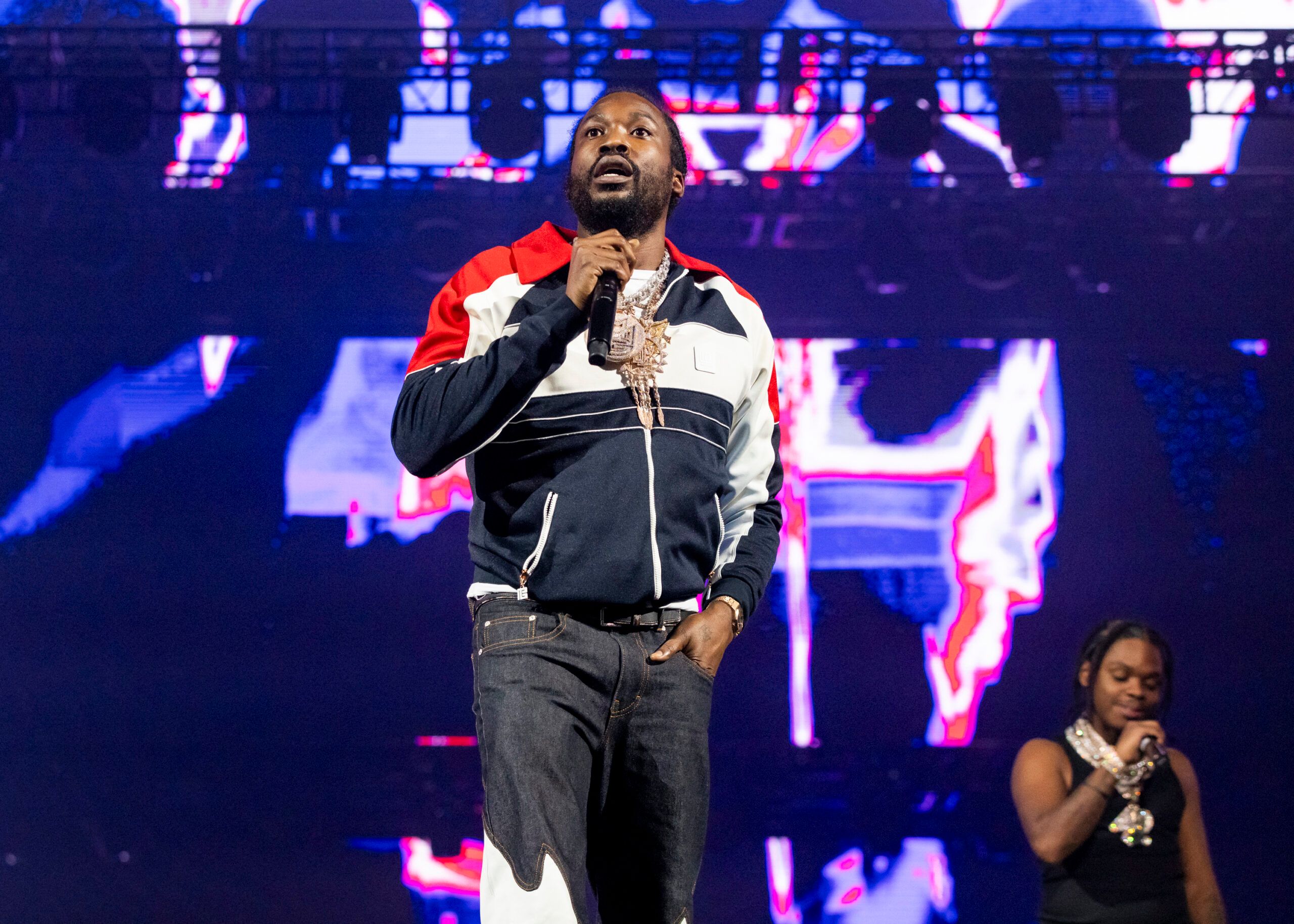 Meek Mill Looking To Settle Beef With Philly Man In Person