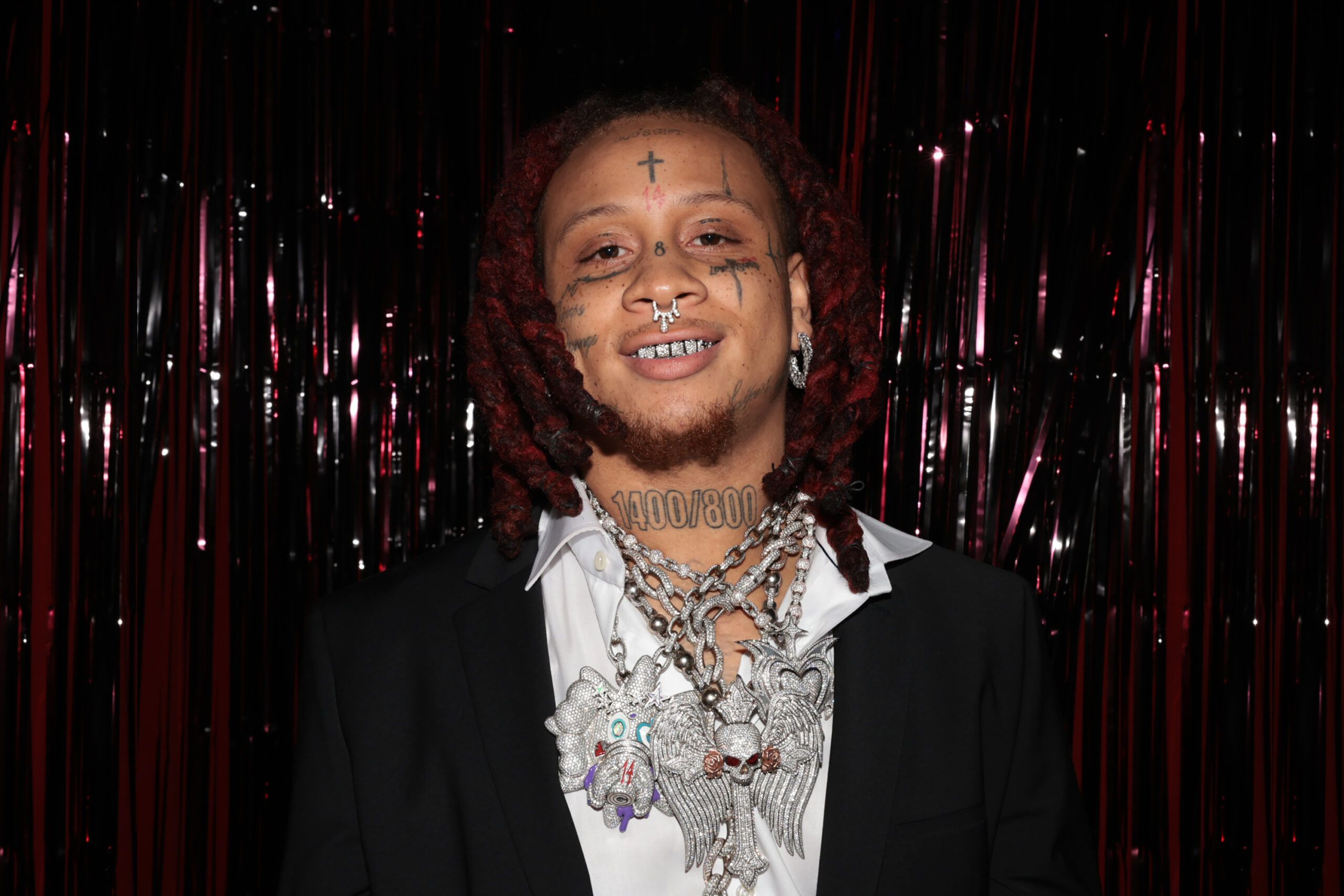 Trippie Redd & Machine Gun Kelly Clown Producer Who Got Kicked Off ...