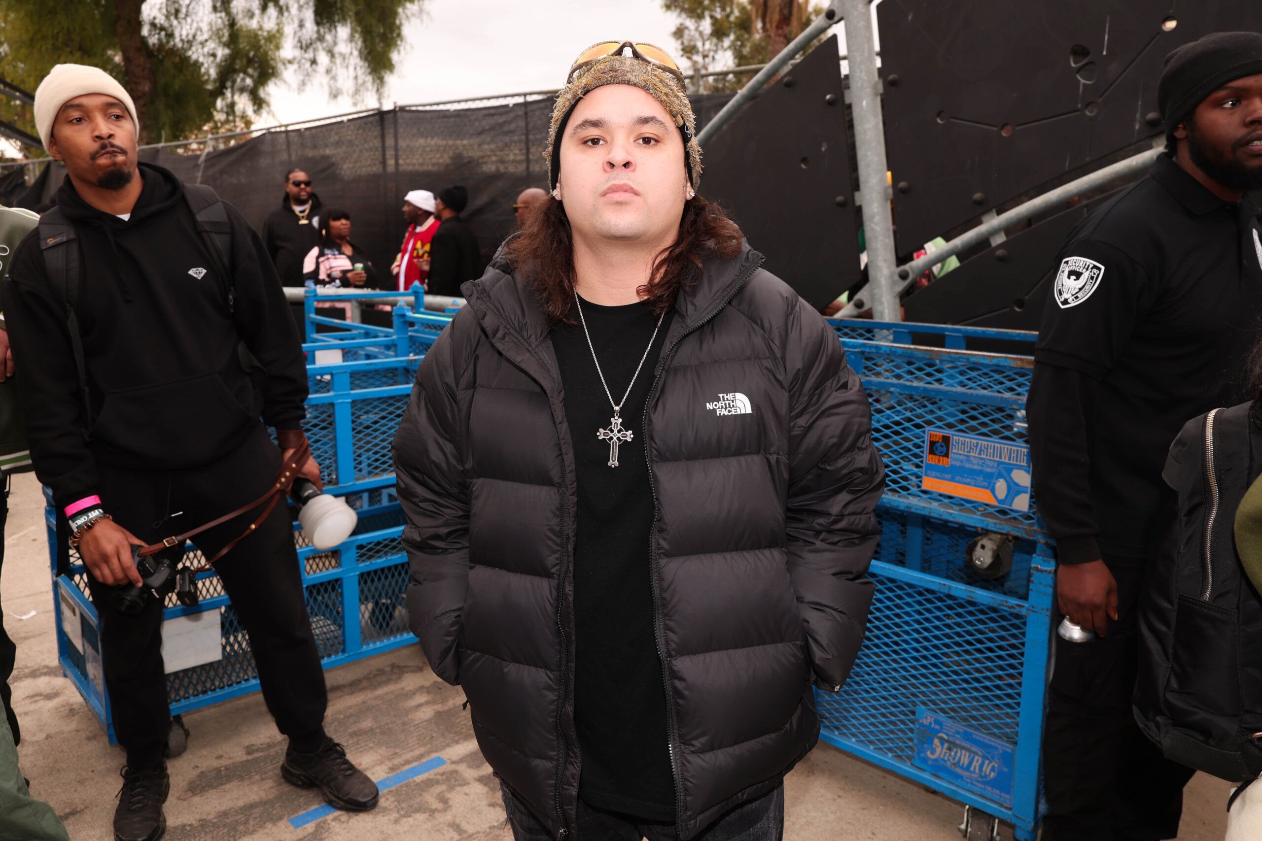 Zacari & Muni Long Take Risks On Our New "R&B Season" Playlist Update ...