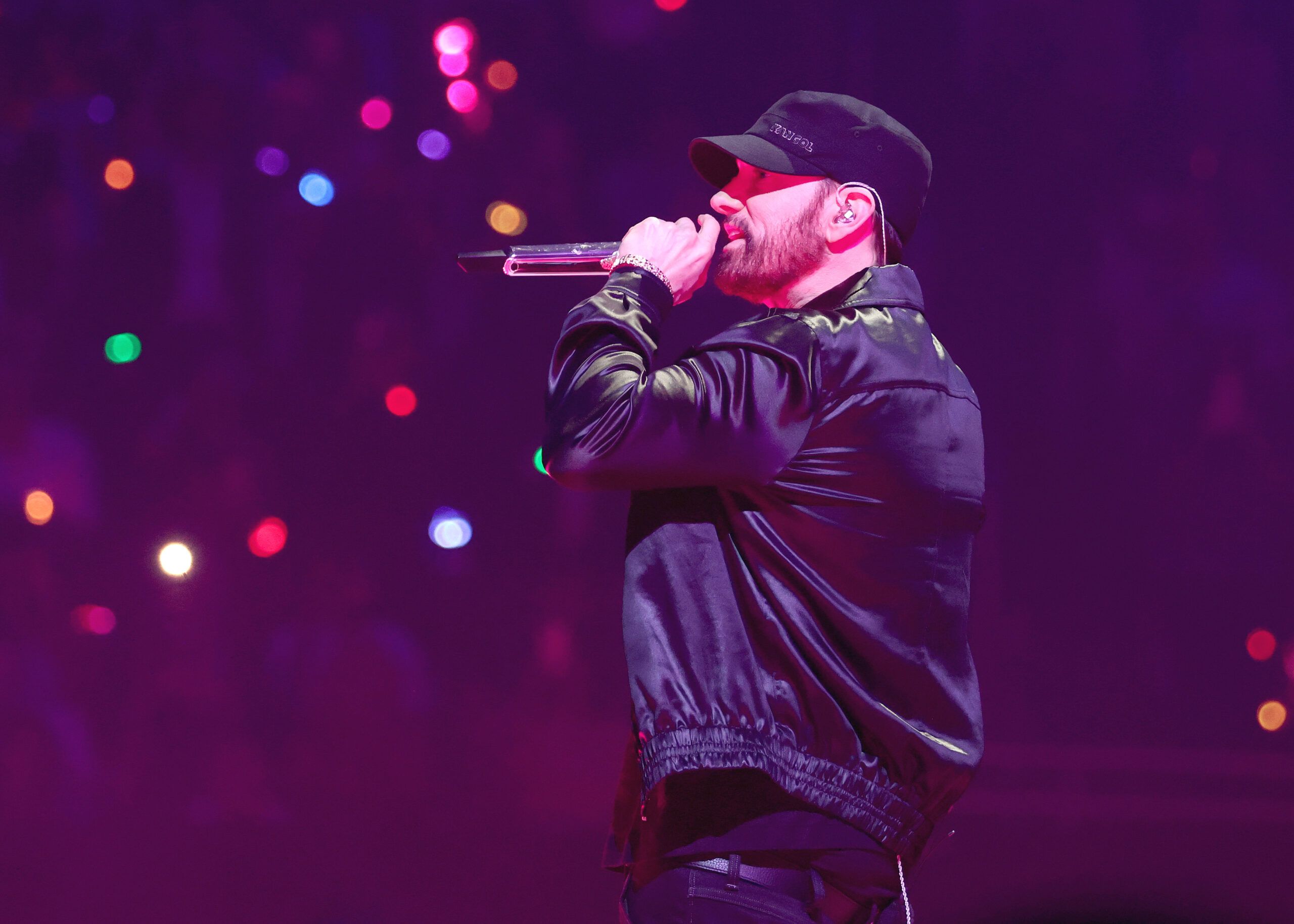 Eminem Performs "Houdini" For The First Time At Massive Detroit Concert