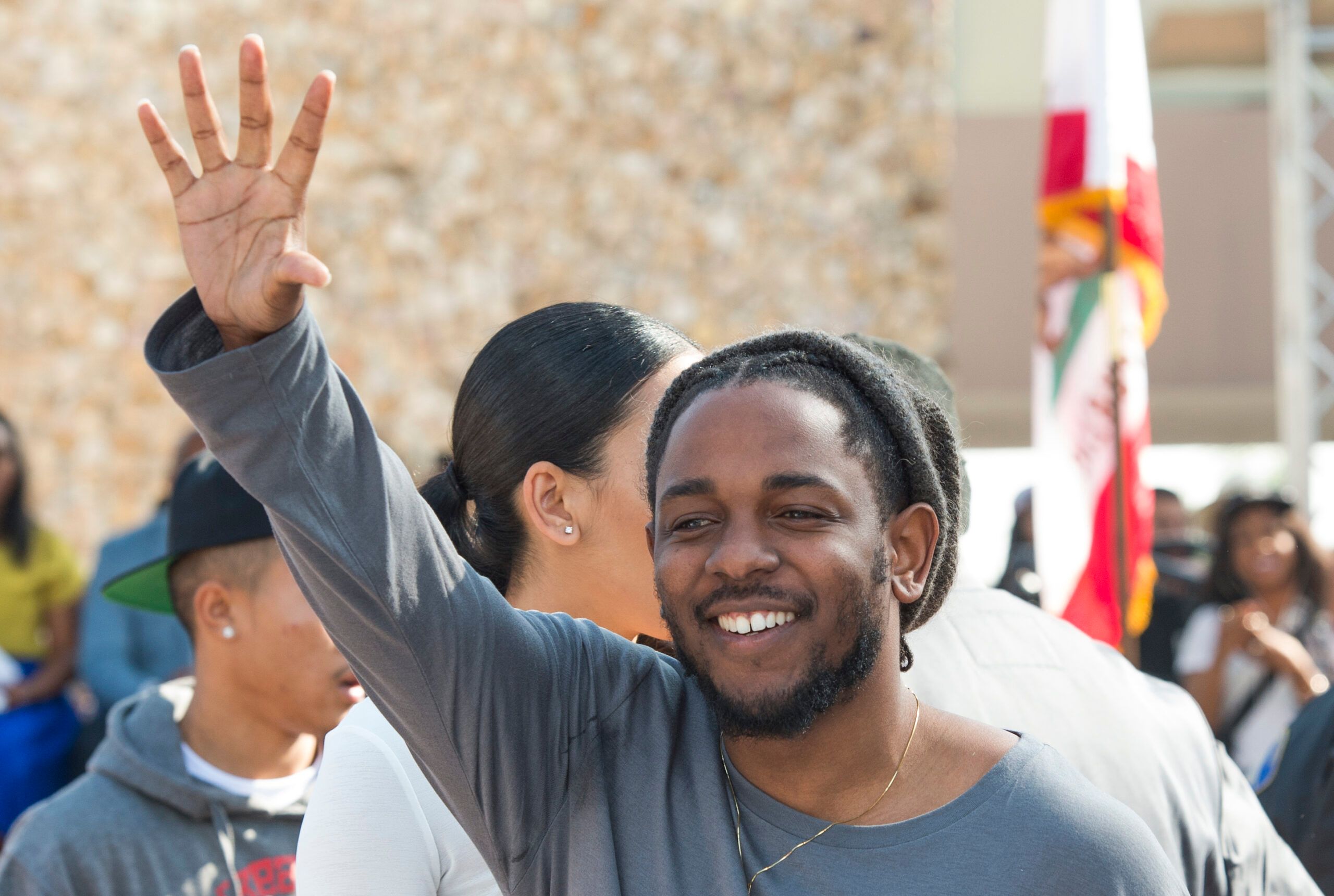 Kendrick Lamar Surprises Compton College Graduates With A Speech In ...