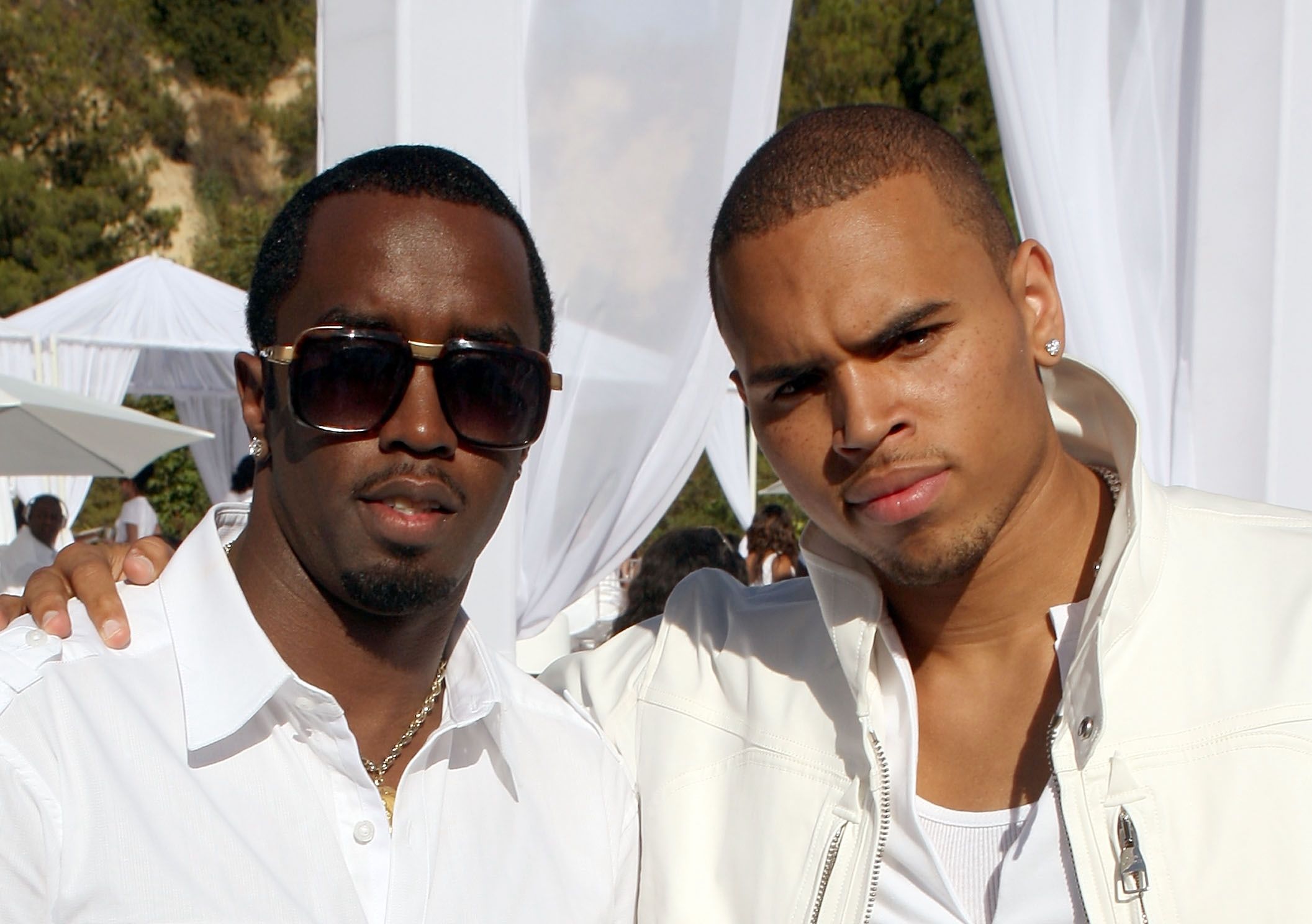 Chris Brown Dances On Diddy’s 50-Foot Bed In Resurfaced Clip: Watch