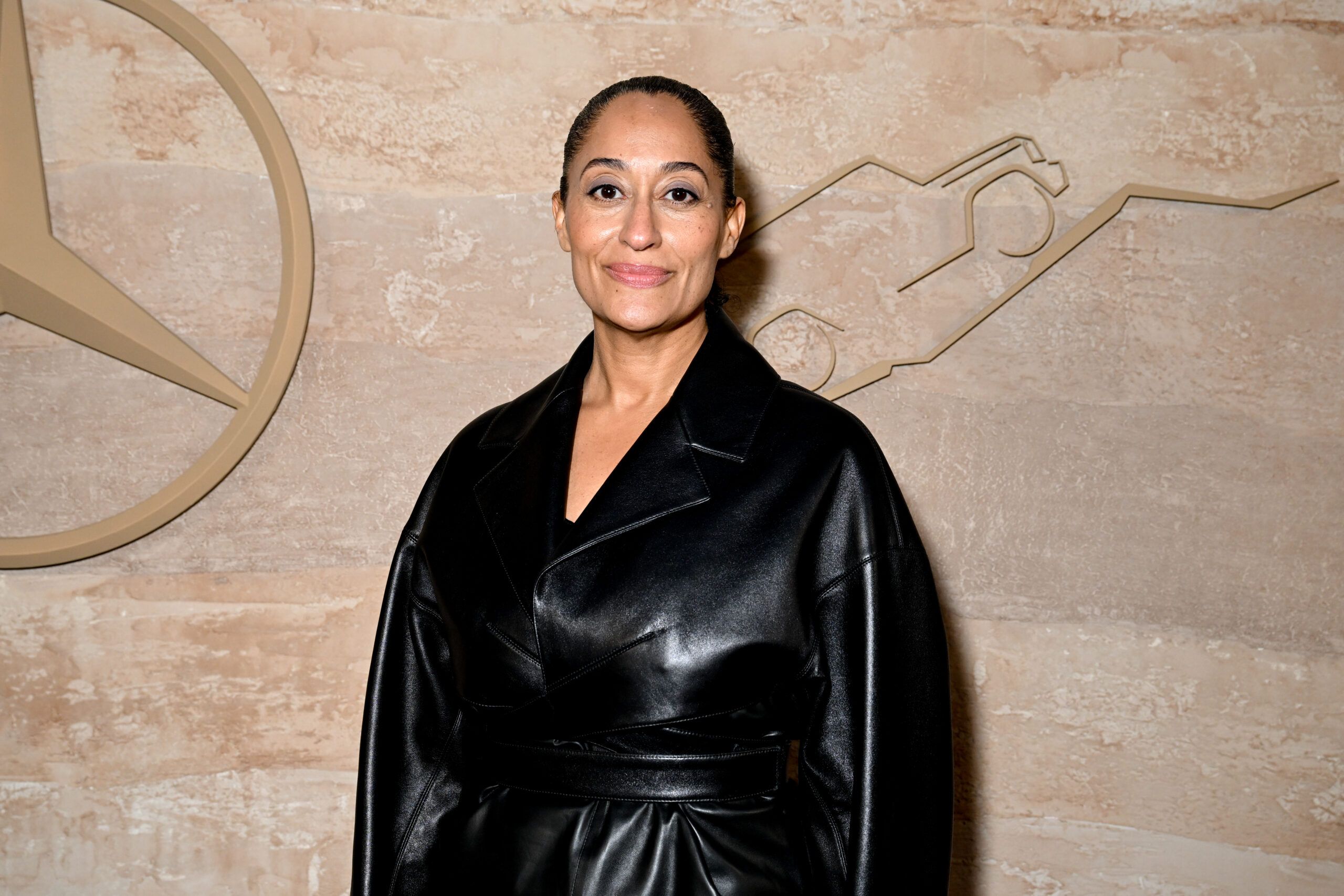 Tracee Ellis Ross Is Still Putting In That Work In The Gym, And Fans ...
