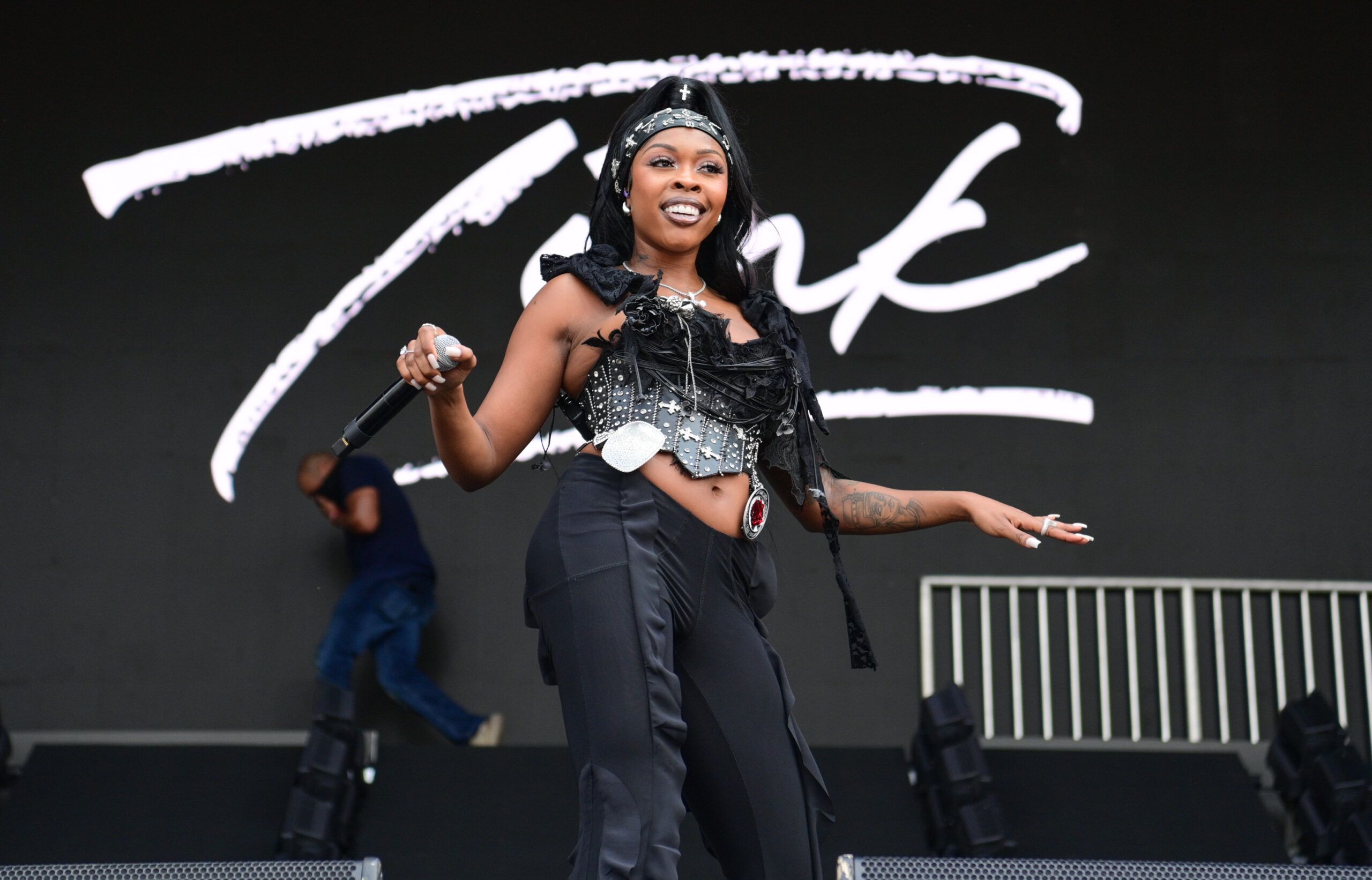 Tink & Zacari Chill Us Out On Our New "R&B Season" Playlist Update: Stream