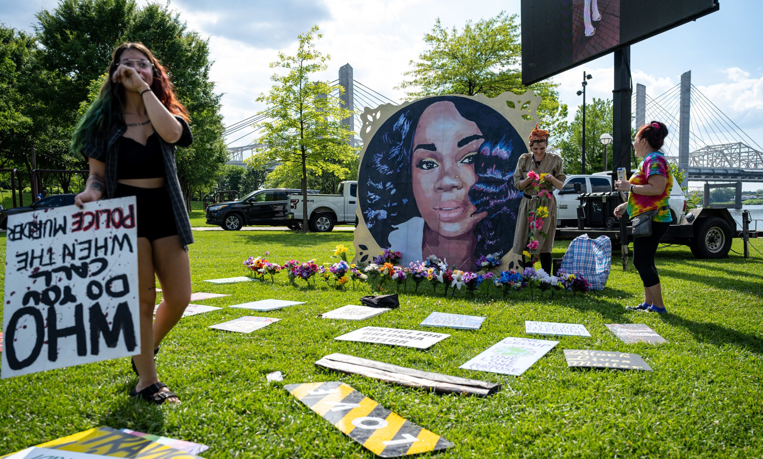 Judge Dismisses Charges Against Two Former Cops Involved In Breonna ...