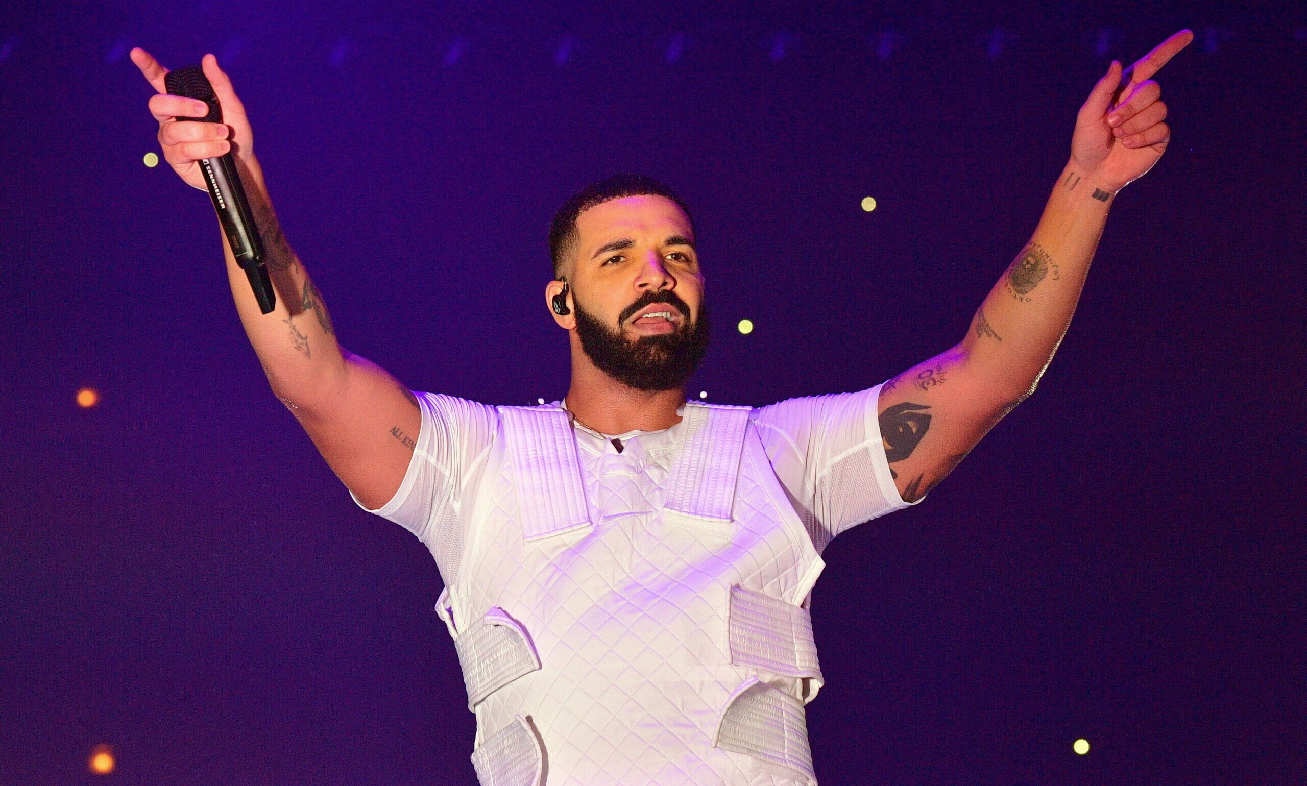 DJ Akademiks Claims Drake Scrapped A Press Conference And Reveals "100 ...
