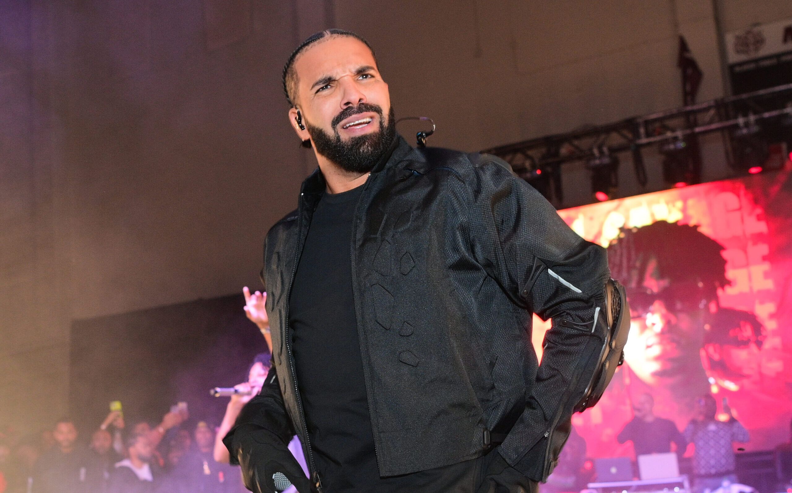 Drake Nabs Impressive Streaming Numbers For "100 GIGS" Cuts