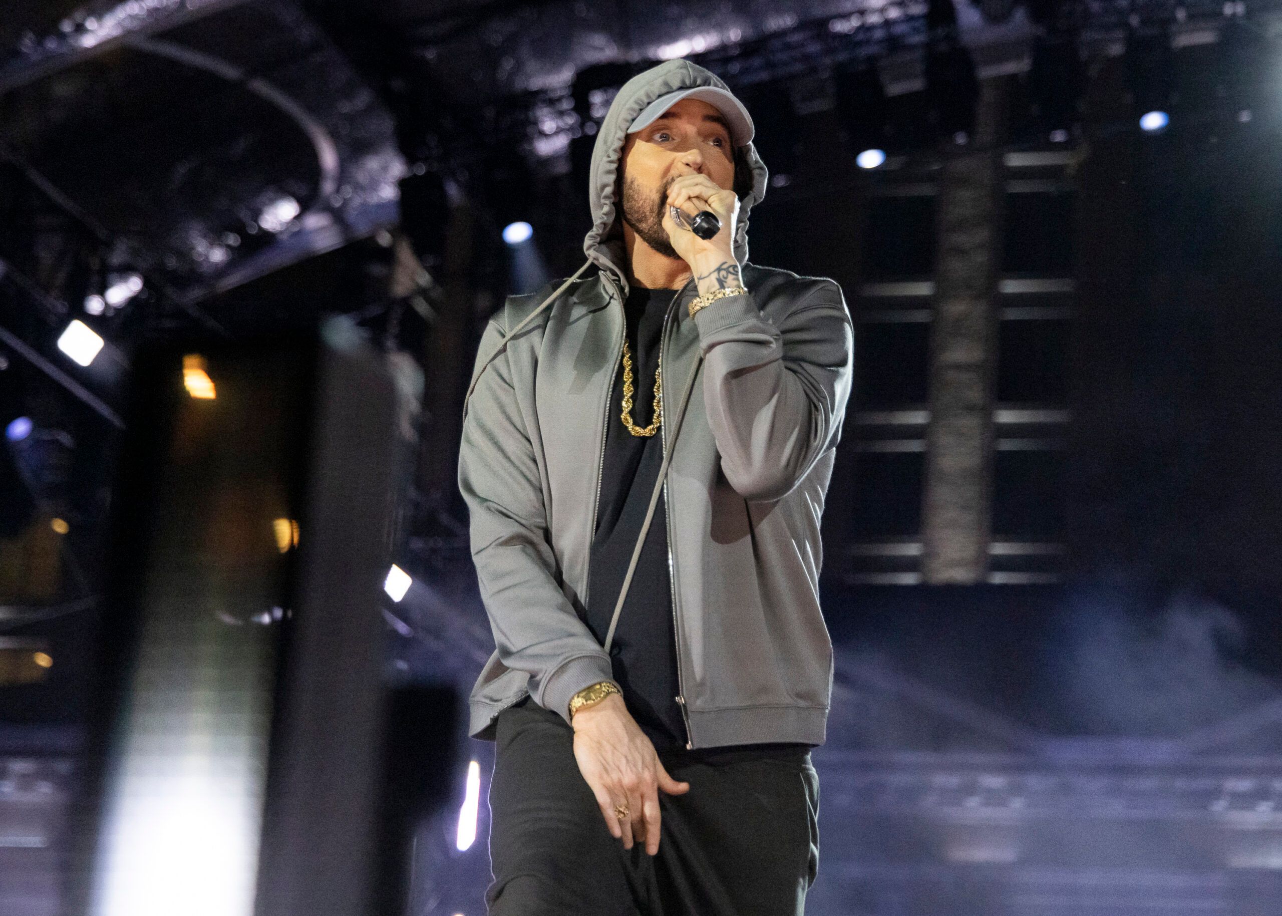 Eminem Leaves Fans Thrilled After Performing Several Classics At ...