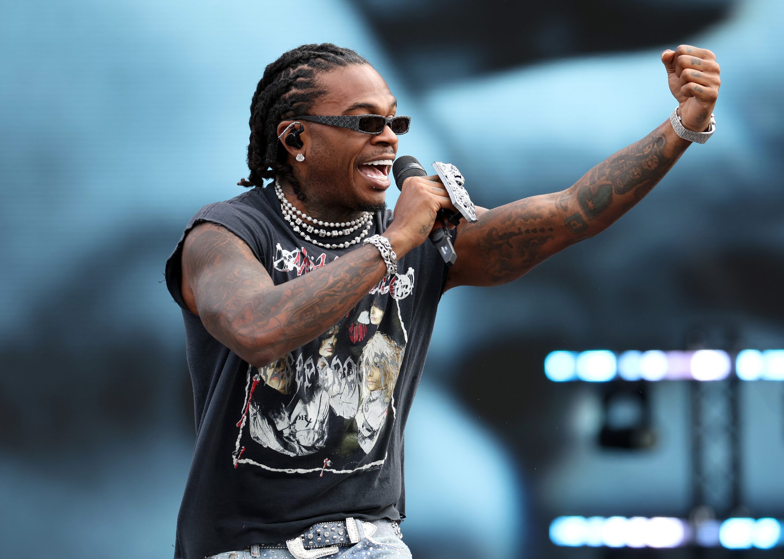 Gunna Coaches Touted High School Hoopers In Music Video For "One Of Wun"