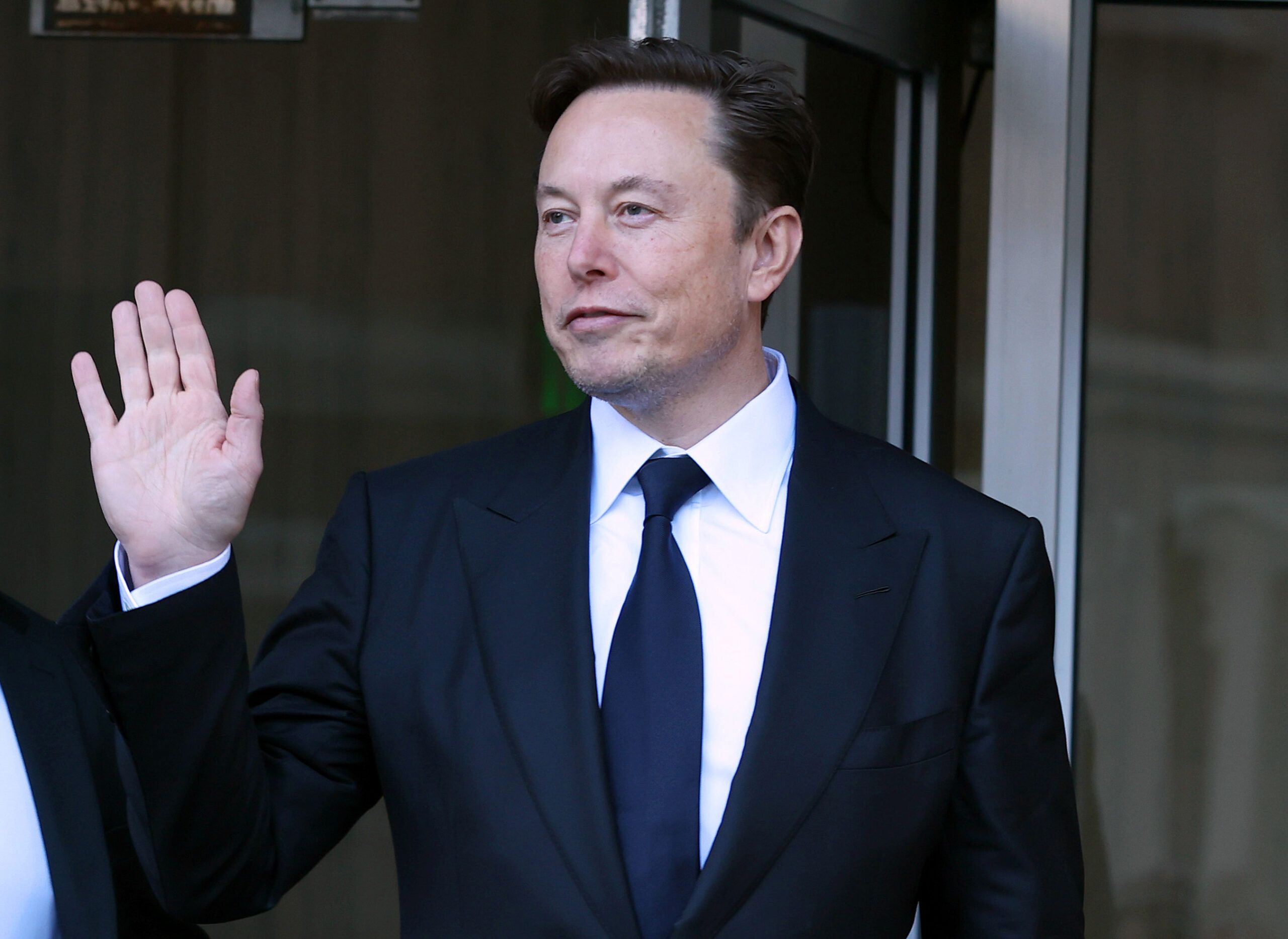 Elon Musk Delivers Creepy Response To Taylor Swift's Kamala Harris ...
