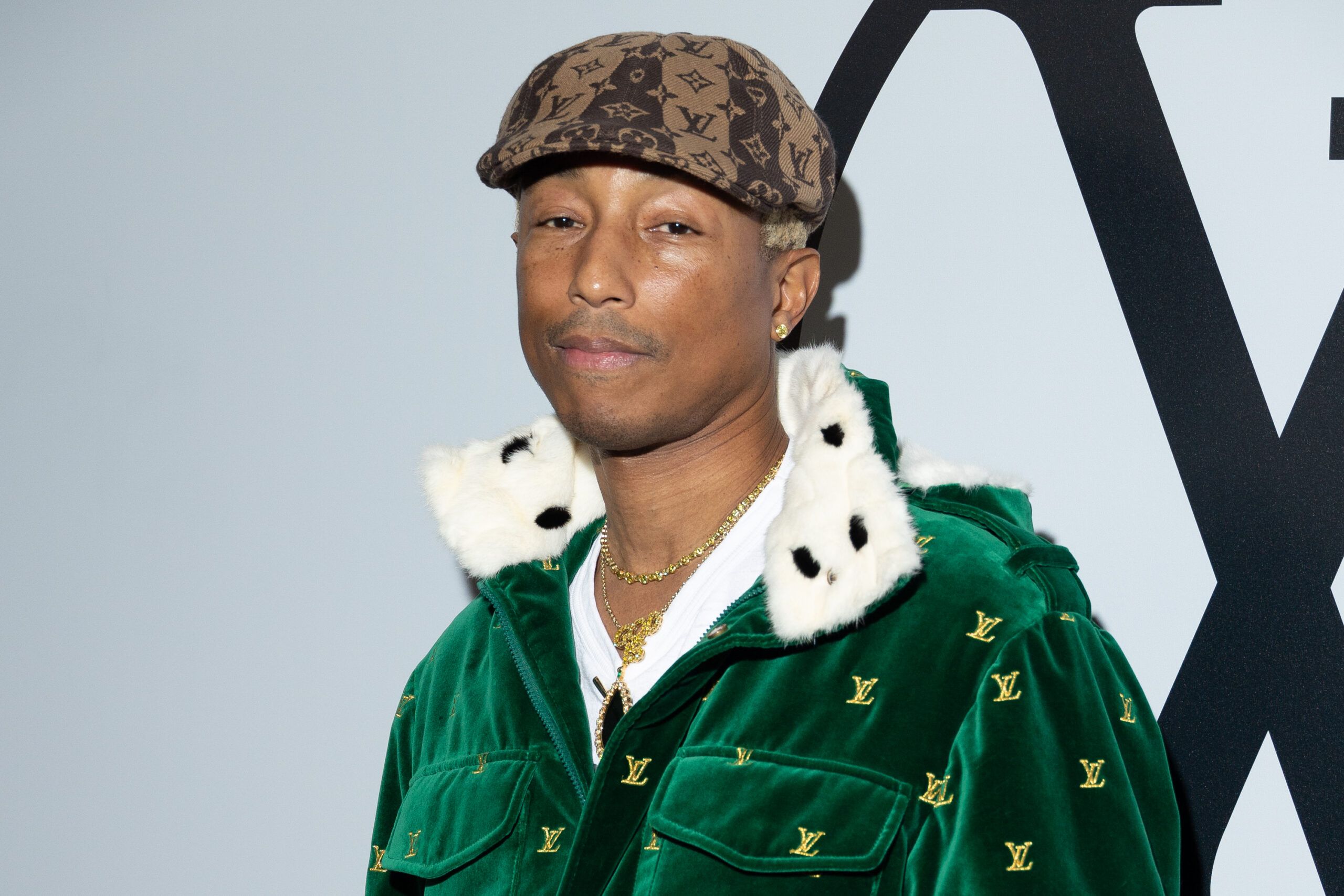 Pharrell Williams Directly Deals With PETA Protestor At Private ...