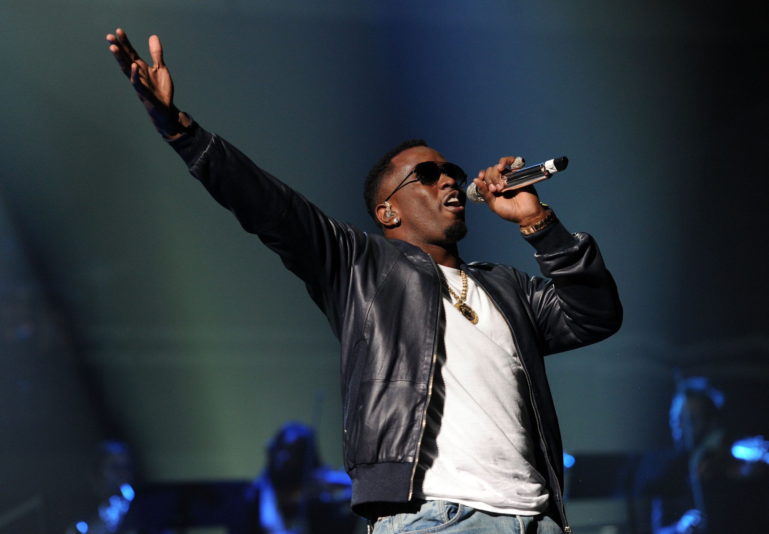 Diddy Receives Lawsuit Alleging Sexual Assault Of Aspiring 10-Year-Old ...