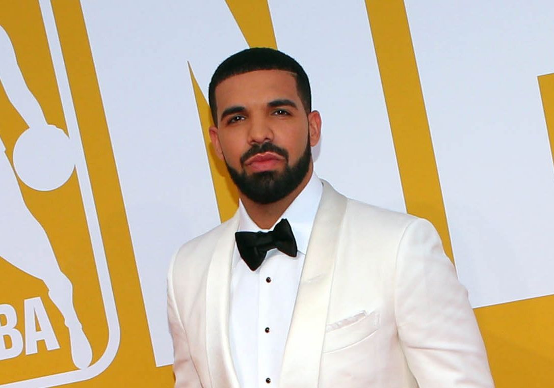 Drake Gets Roasted For Debuting New Hairstyle In Duck Face Selfie