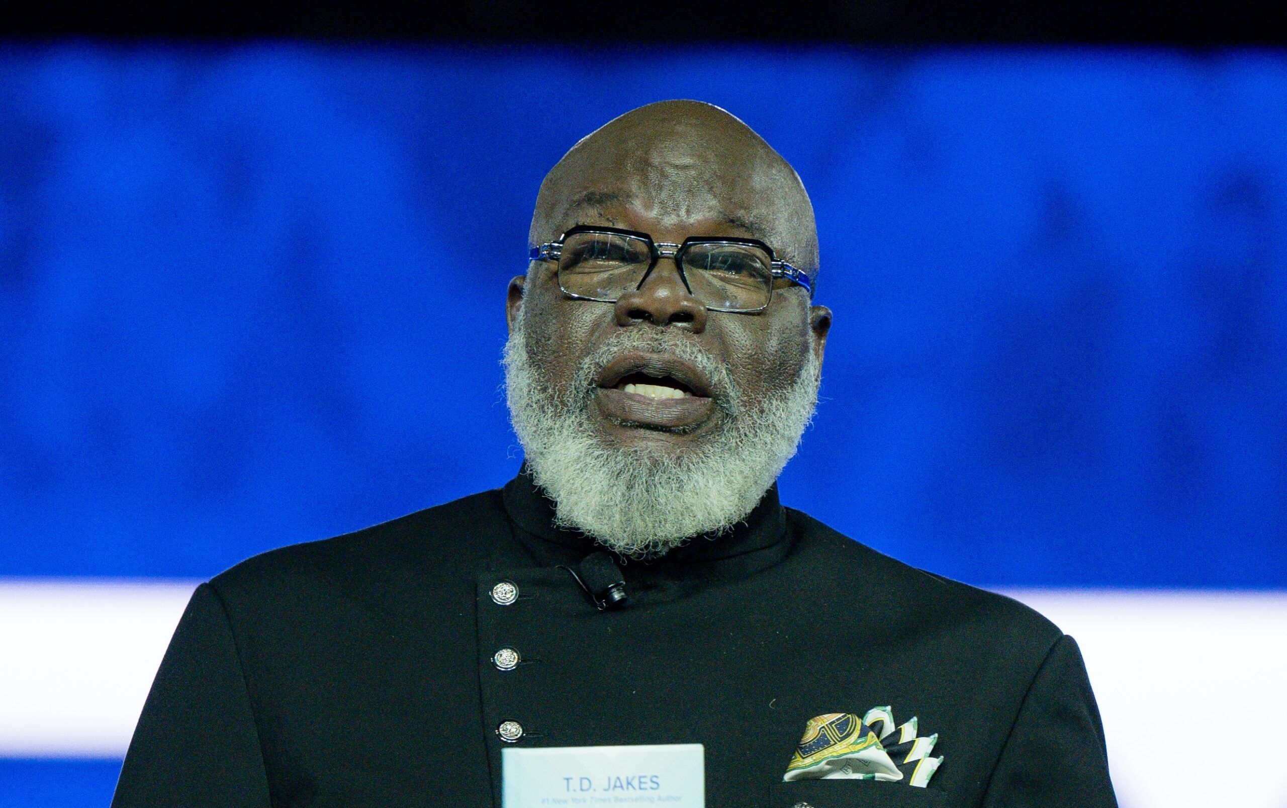 TD Jakes Attributes Medical Emergency To Alleged Stress From Diddy ...