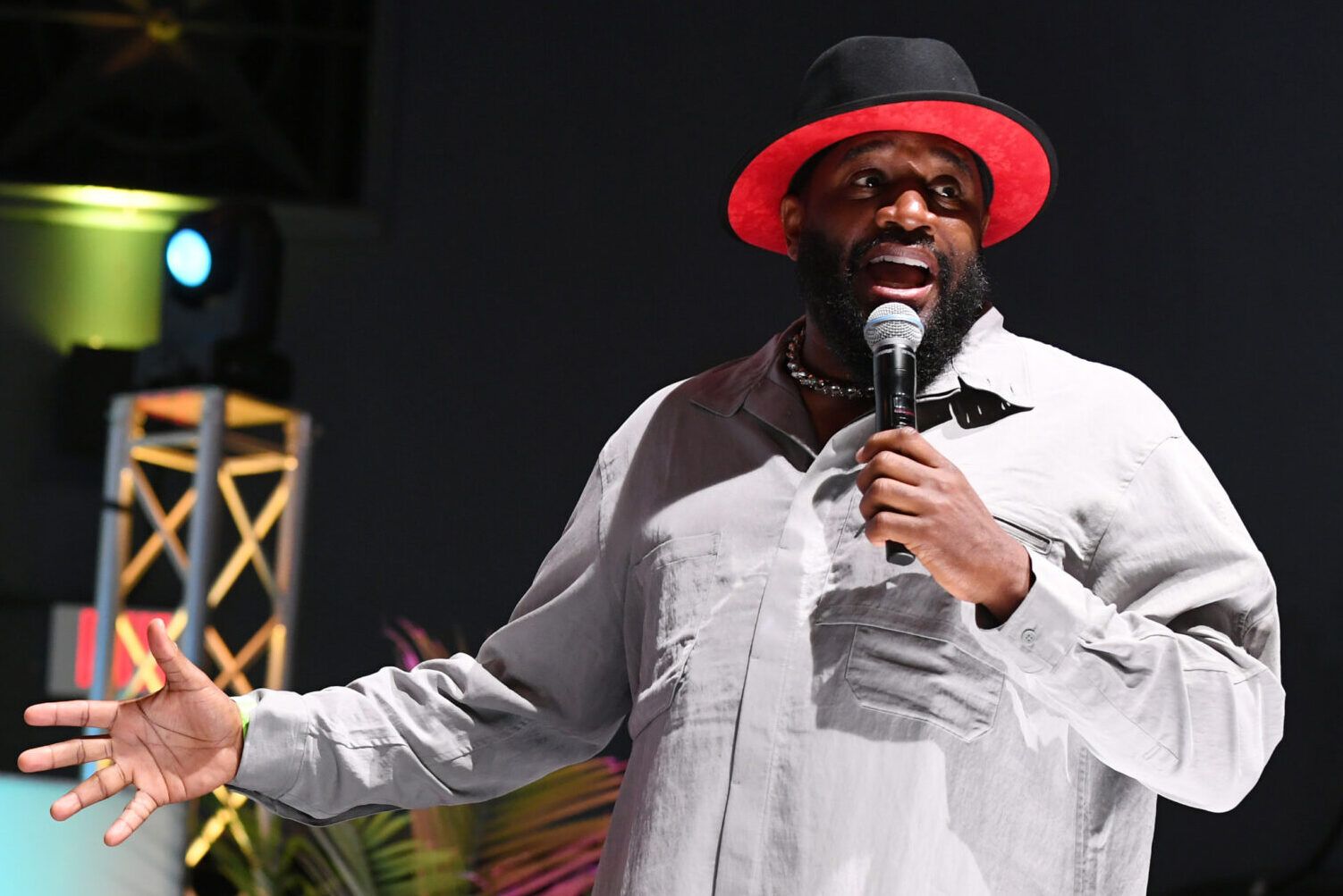 Corey Holcomb Faces Accusations Of Punching A Female Comedian Over ...
