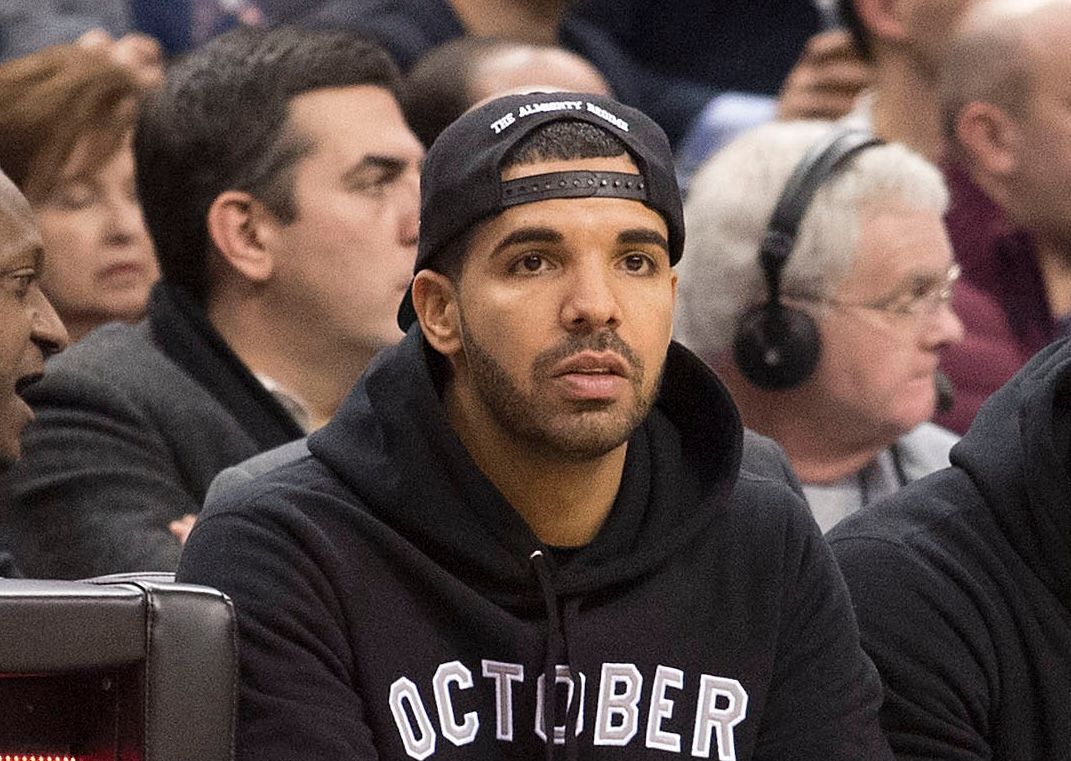 Drake Roasted After Toronto Blue Jays Promote Kendrick Lamar’s Upcoming ...