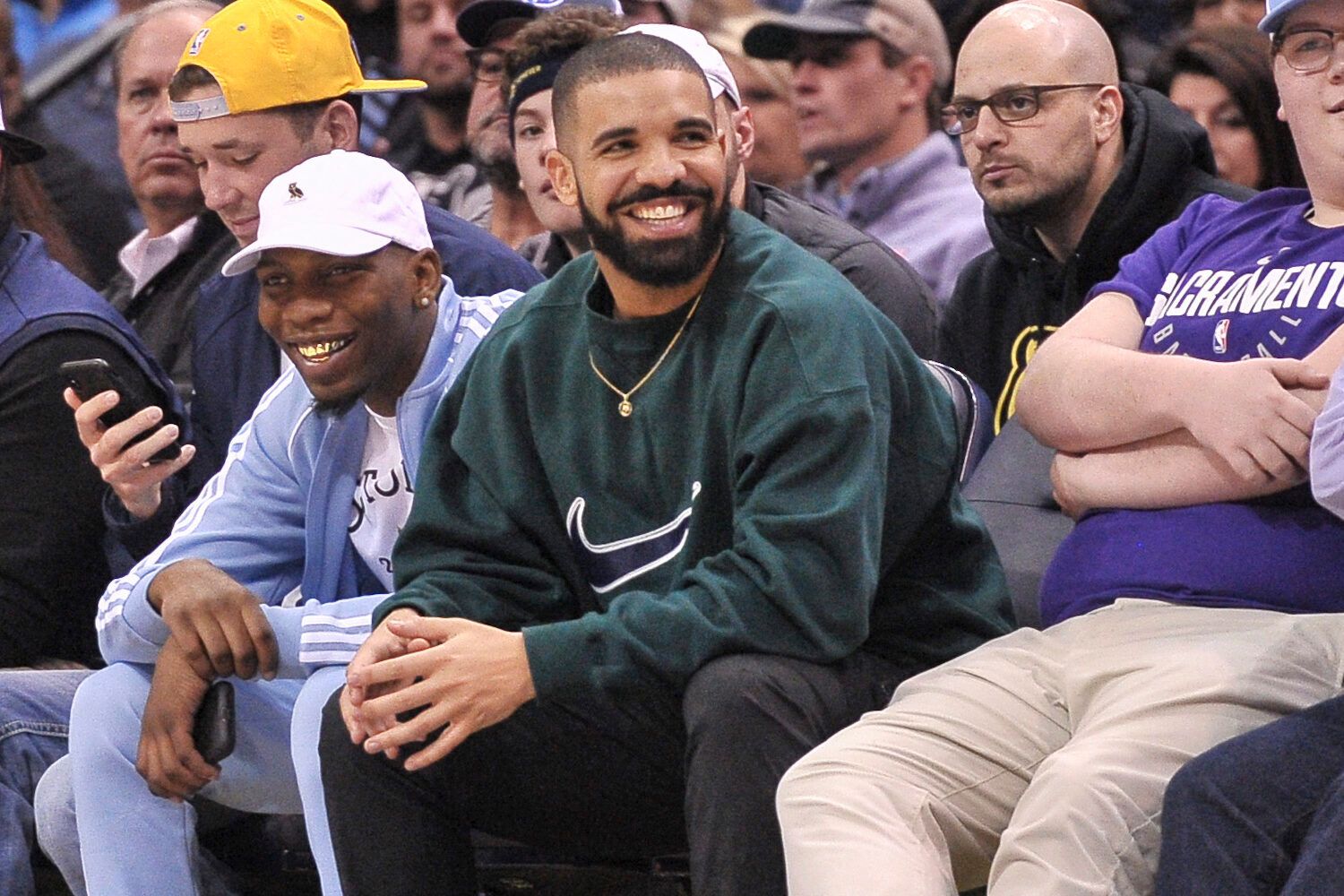 Drake Claims He Pitched "God's Plan" TV Show To Jeff Bezos To Give ...