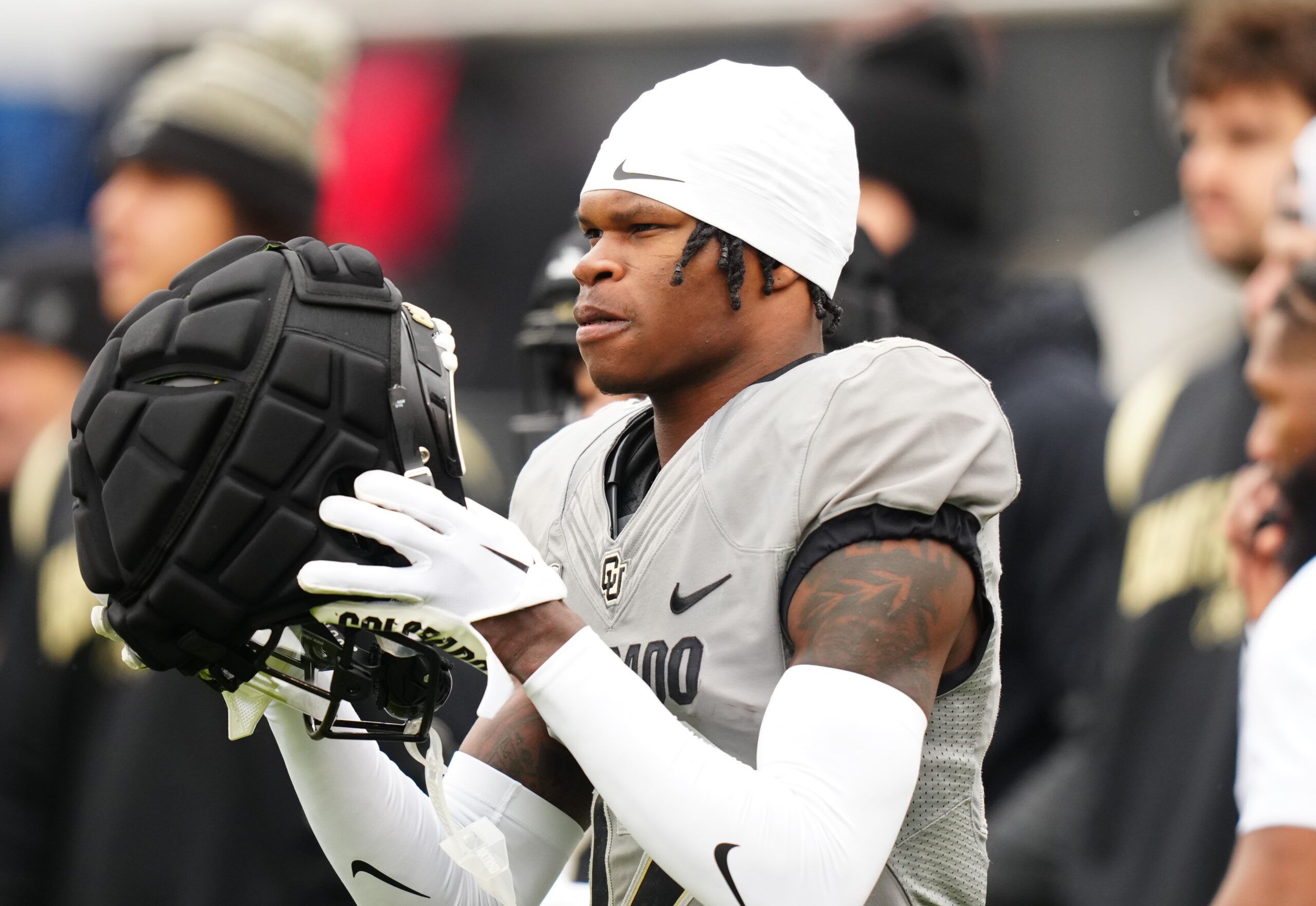 Travis Hunter's Fiancée Shares That He Used To Drive Her To Parties And ...