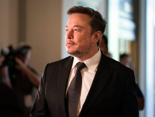 Elon Musk Taunts Snoop Dogg For Crypto Ball Performance In Celebration ...