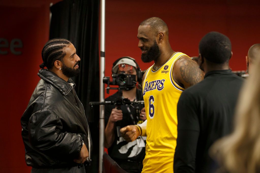 Drake Claims Leaked DM About LeBron James Cheating Rumors Is Fake
