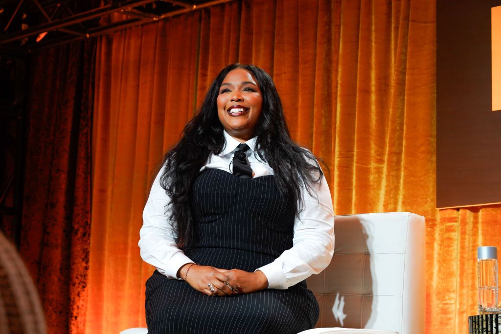 Lizzo Flaunts Physical Transformation In Debut Twitch Livestream