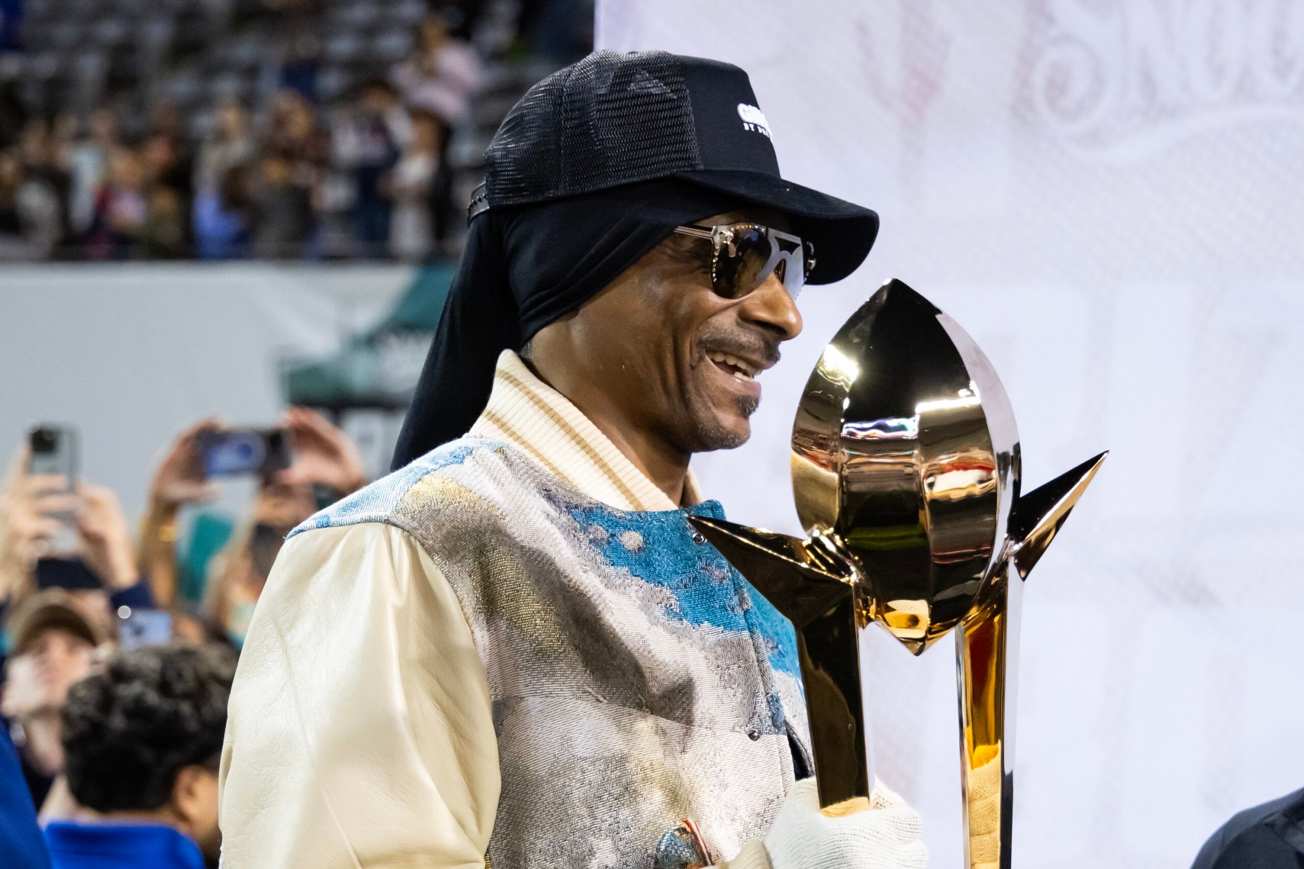 Snoop Dogg Finally Seems To Respond To Backlash To His Controversial ...