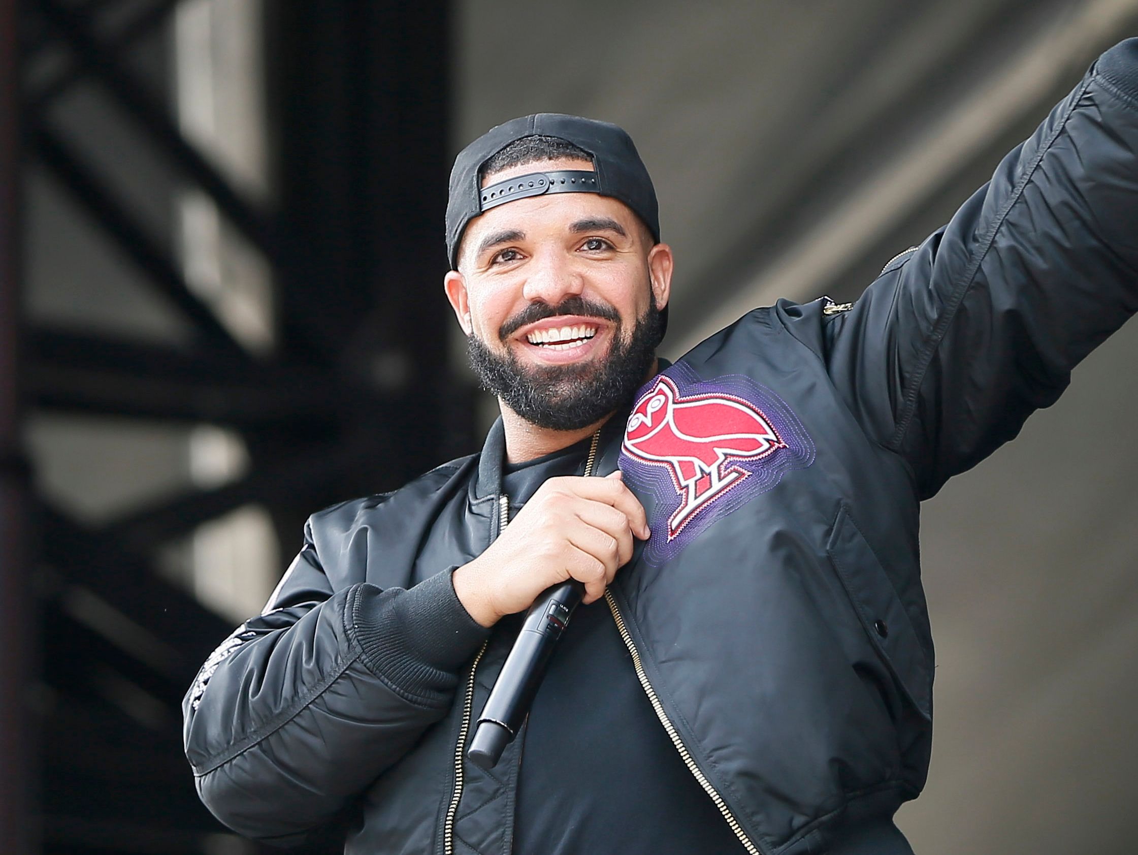 Drake To Headline Wireless Festival Three Nights In A Row With Special ...