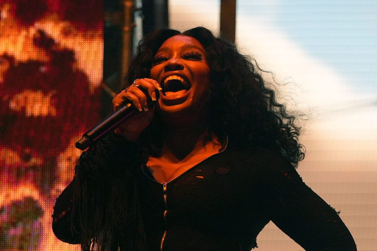 SZA Reveals How Kendrick Lamar Asked Her To Join Super Bowl Halftime Show