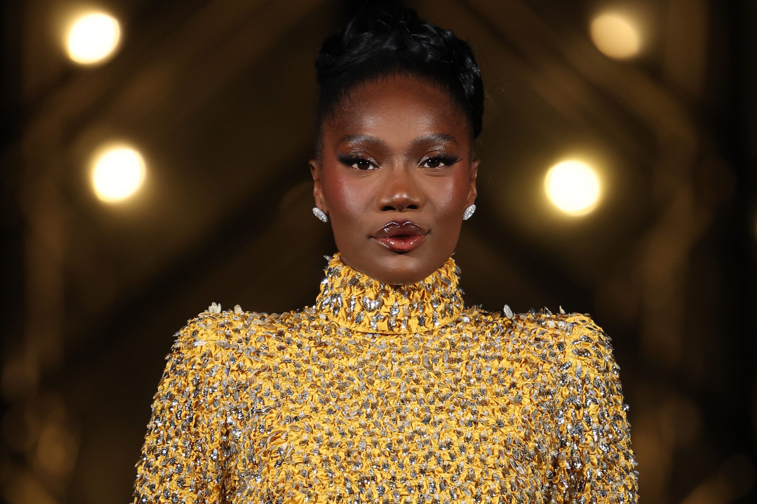 Doechii Can Barely Walk In Paris As Fans Mob Her During Meet-And-Greet ...