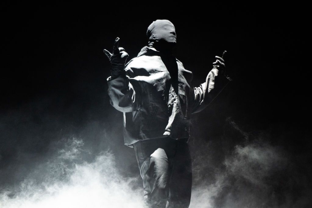 Kanye West Reportedly Filmed DJ Akademiks Interview Wearing "All Black ...
