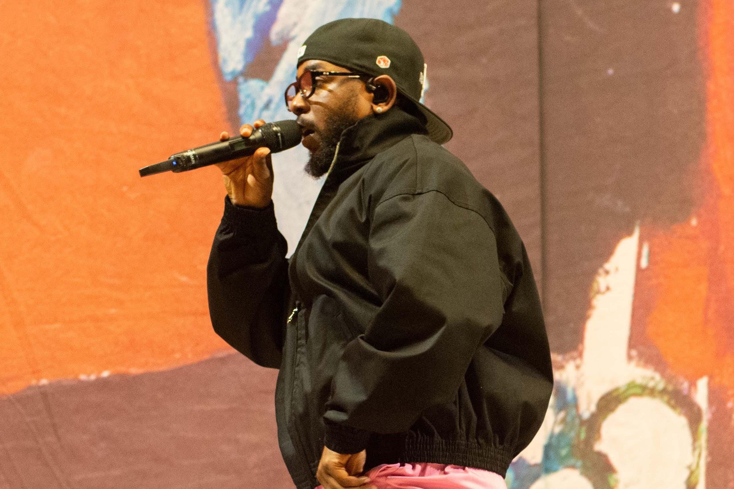 Kendrick Lamar's "GNX" Becomes First Rap Album To Sell 1 Million Units ...