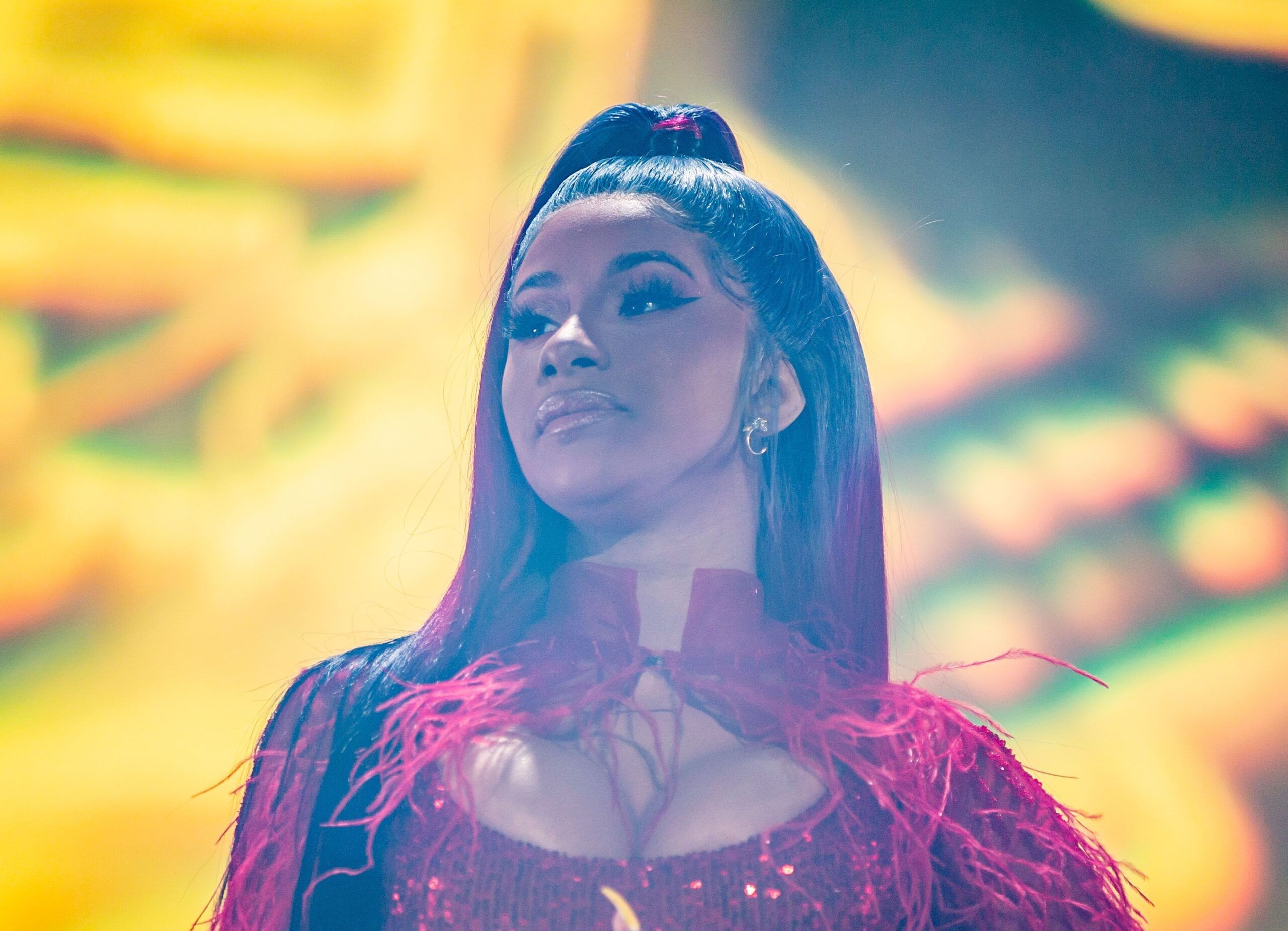 Cardi B Accuses Offset Of Threatening To Kill Her, Warns His New ...