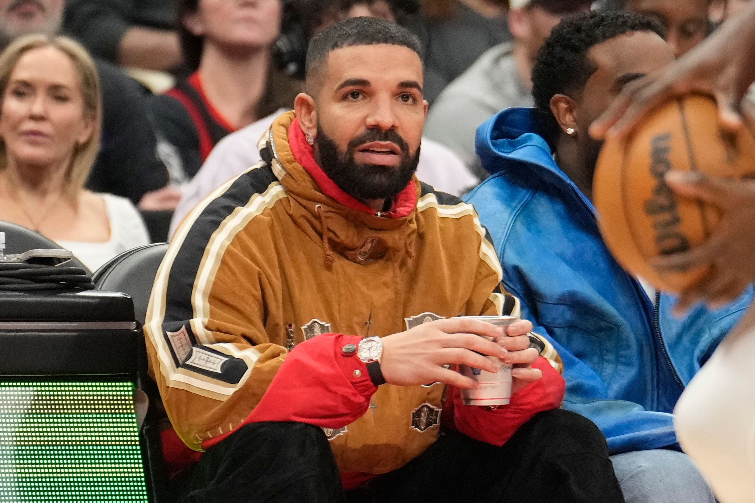 Drake Continues To Outclass His Opponents With Massive Spotify ...