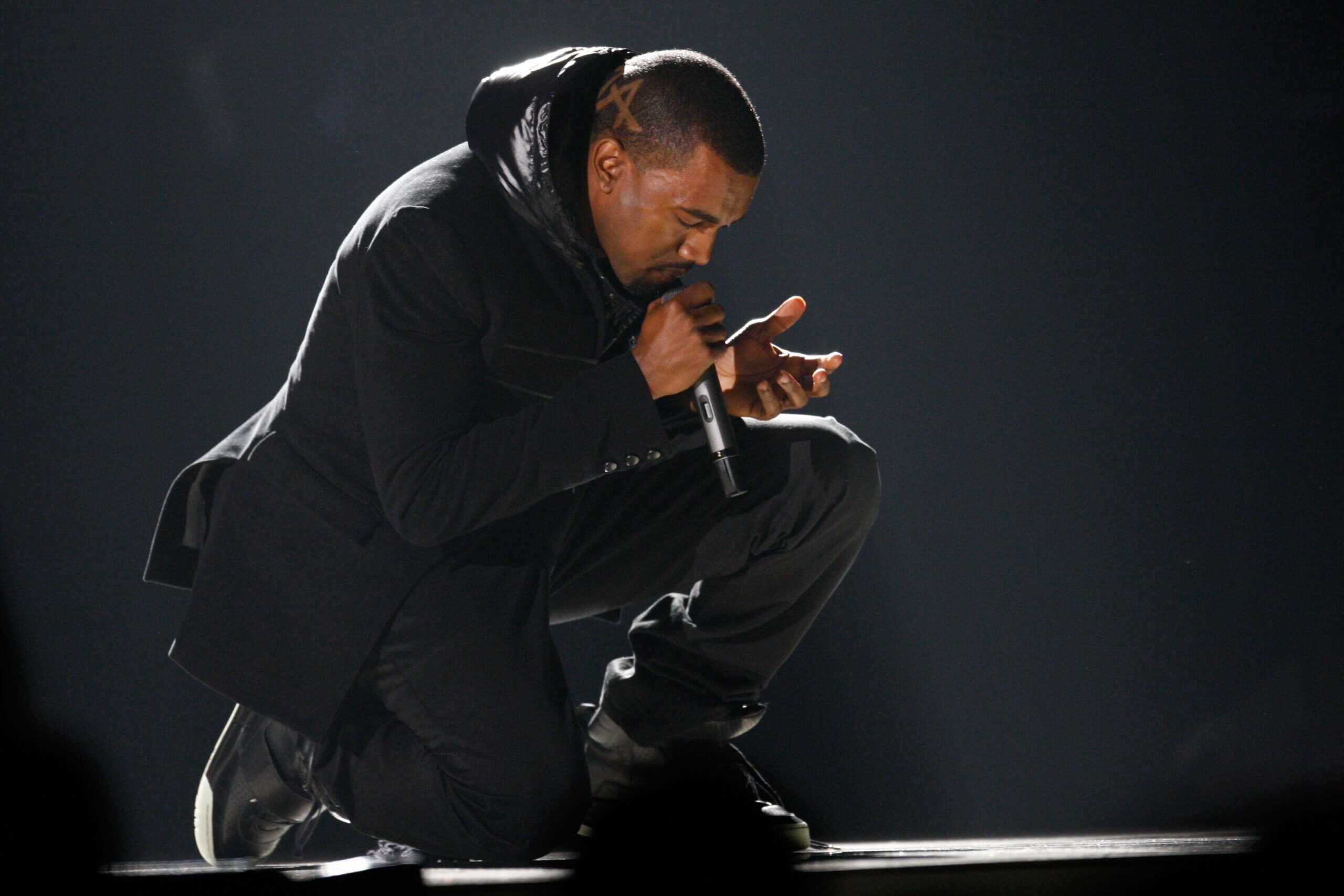 Kanye West Shockingly Hops On A Call With Top5 After Flipping The ...