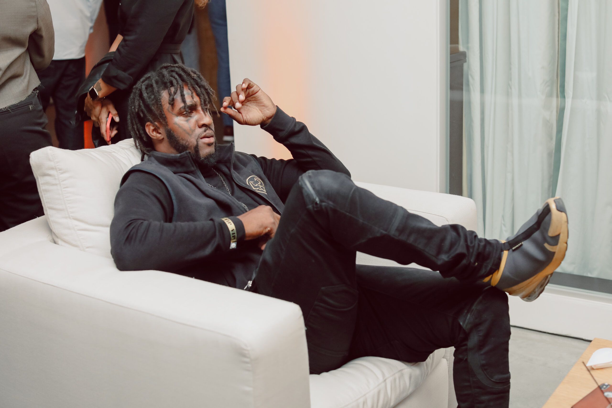 Daylyt Squashes His Joey Bada$$ Beef With "End Credits"