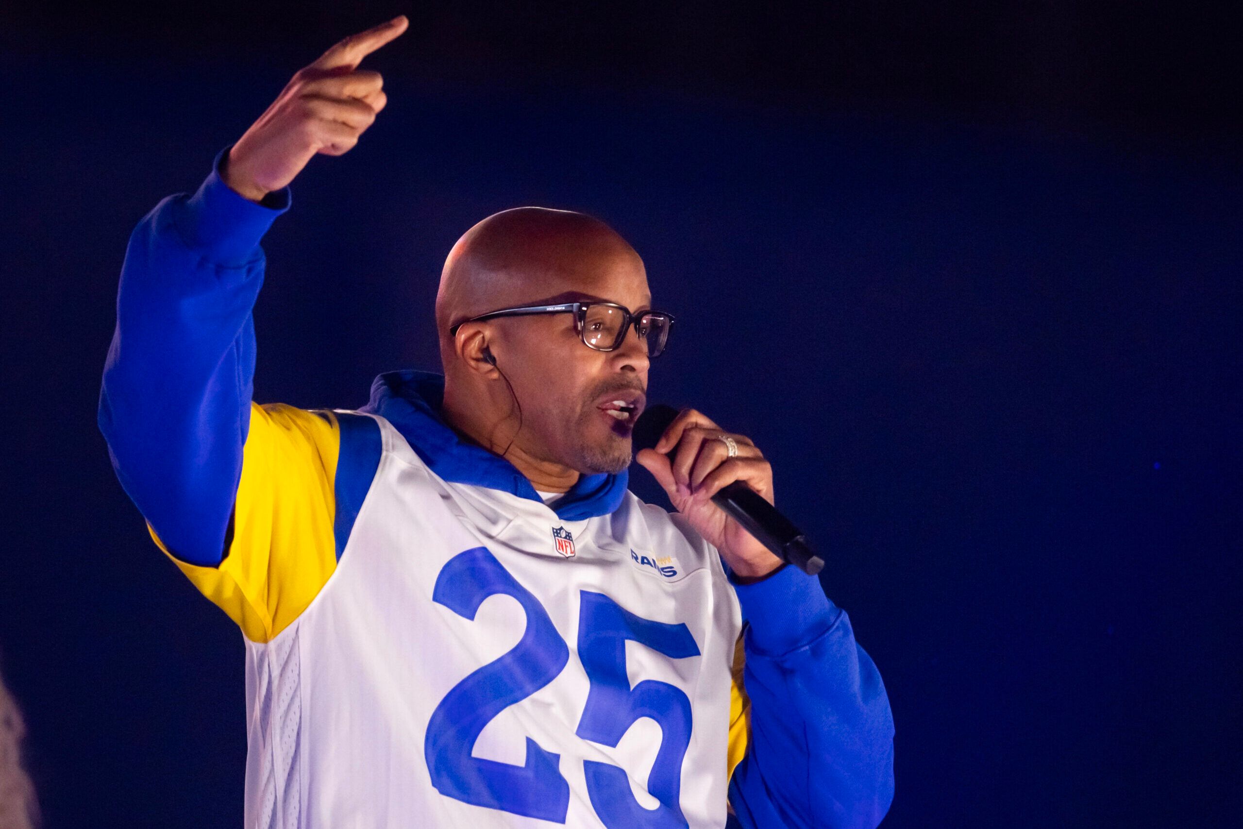 Warren G Claims Snoop Dogg & Dr Dre Ghosted His Calls