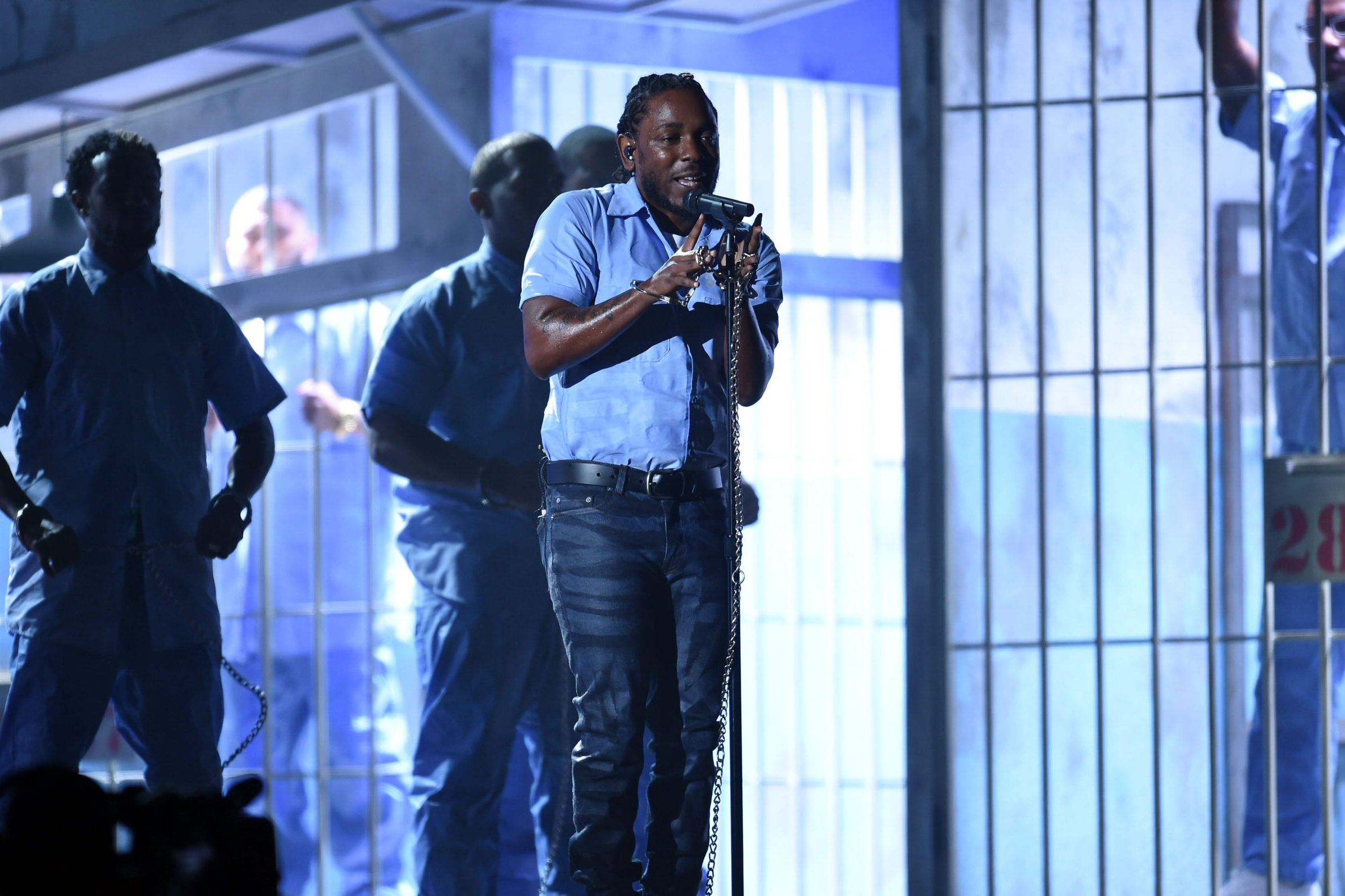 Top5 Tries To Enter Kendrick Lamar's Toronto Hotel After Concert