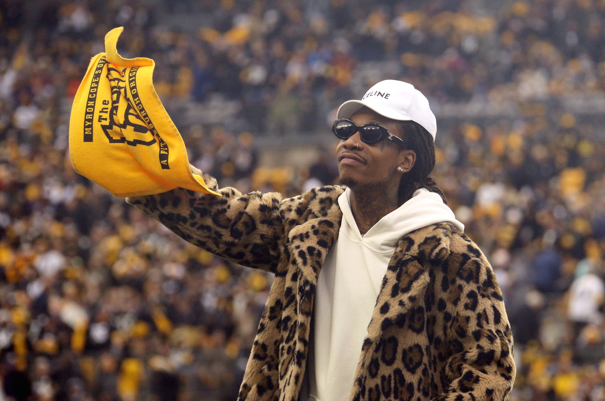 Wiz Khalifa Claims He Smokes About 30 Joints A Day