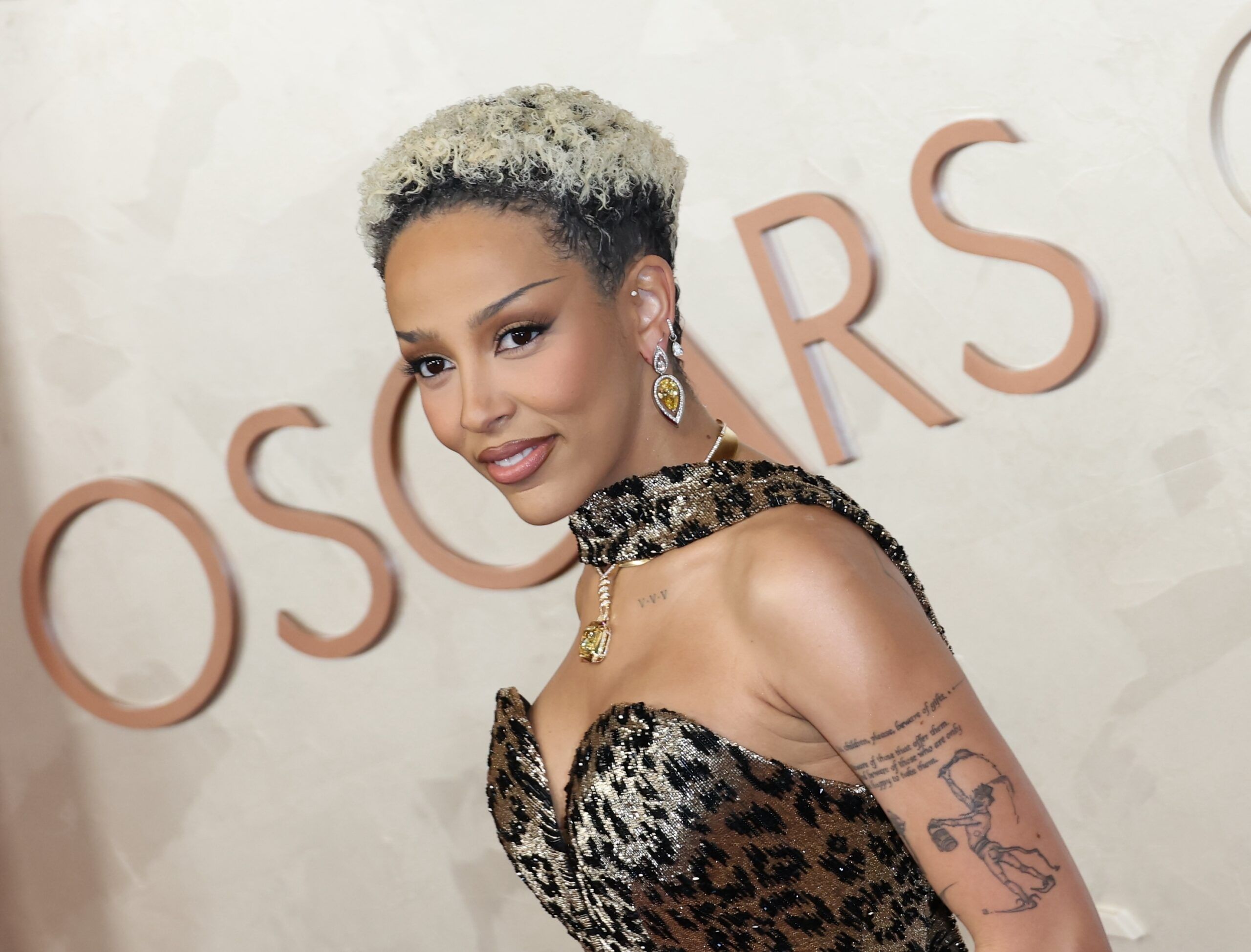 Doja Cat Puts Fan On Blast Over Uncomfortable Interaction