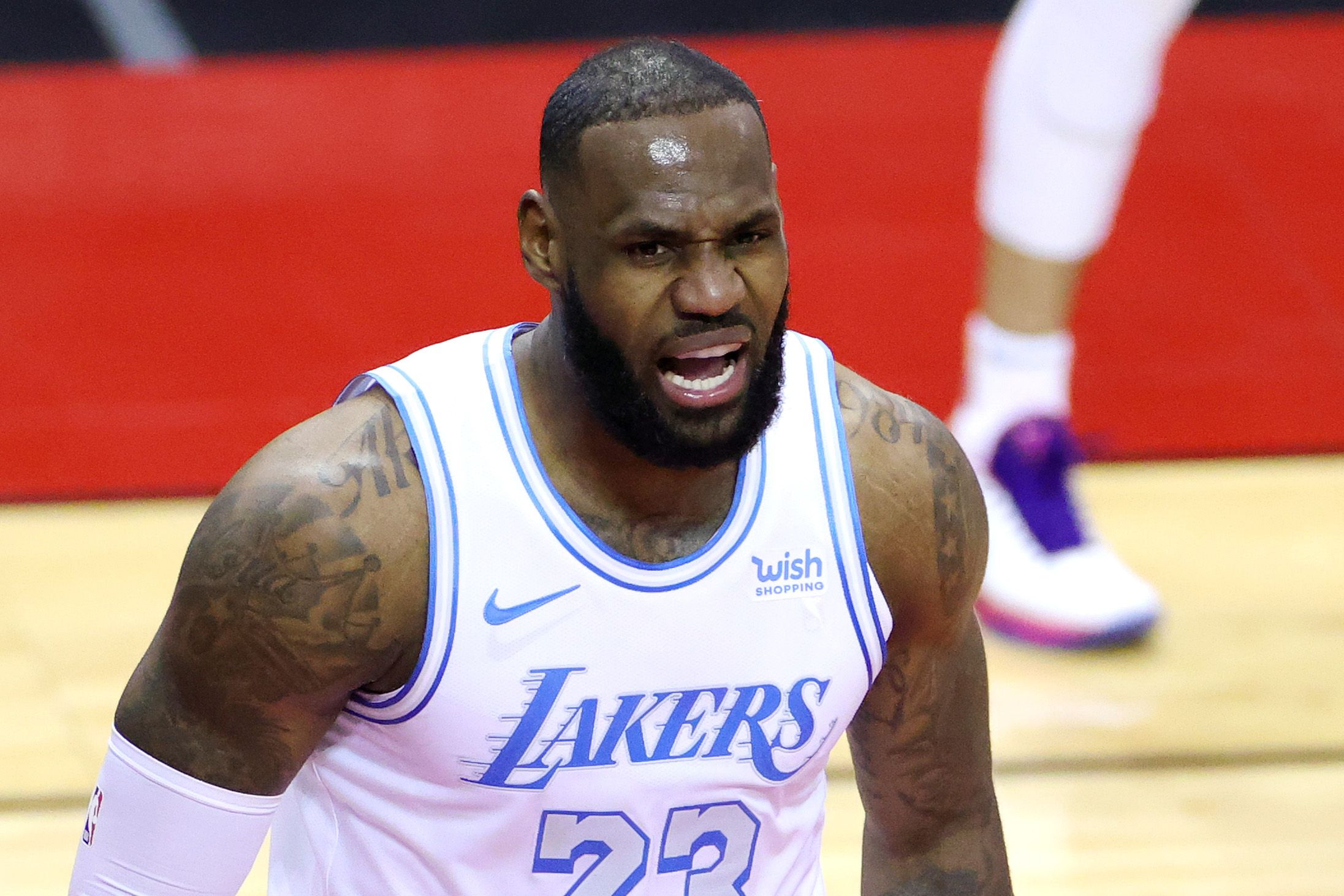 Drake Disses LeBron James On New Song "What Did I Miss?"