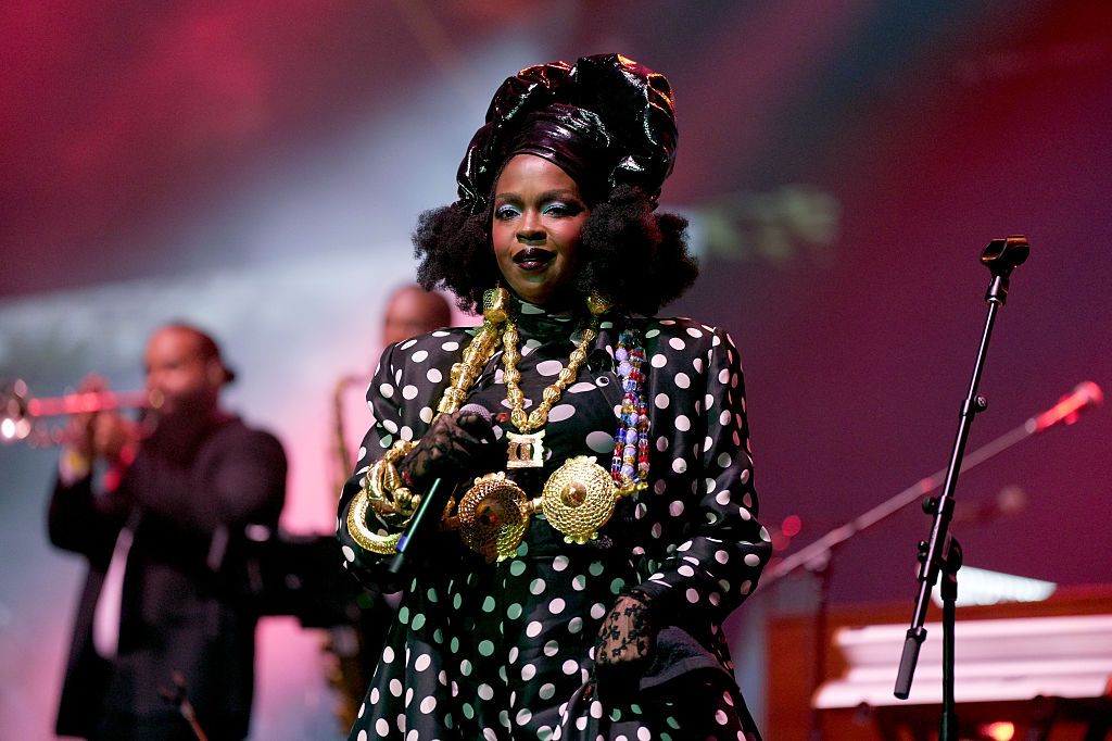 Fans Blame Lauryn Hill's Late-Night Essence Fest On Singer
