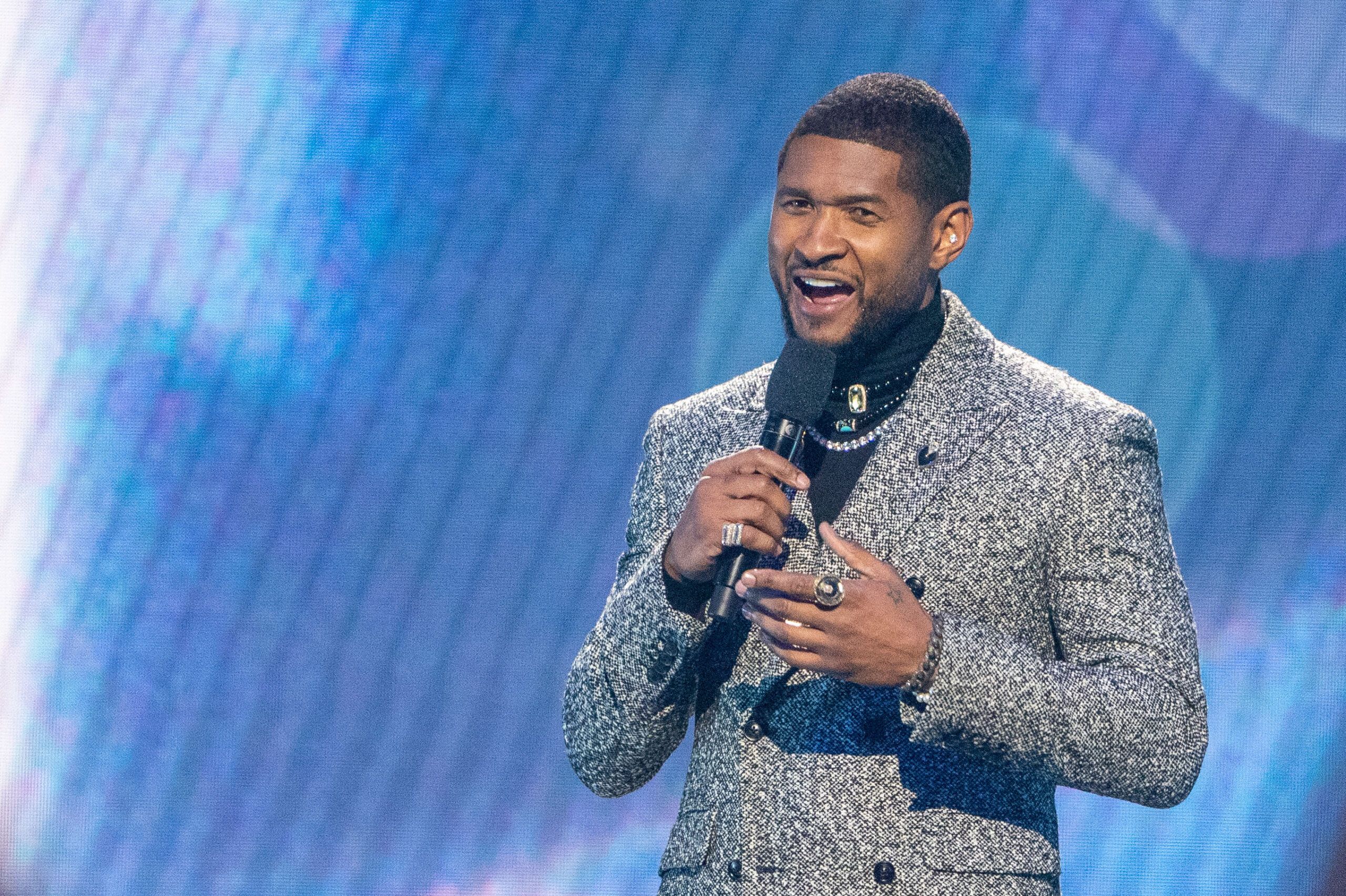 Usher Pulls Out Of Anticipated Australian Concerts